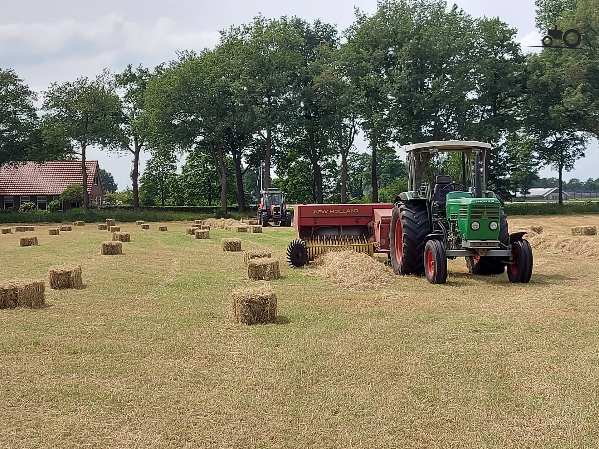 Deutz D6006 met New holland 377 pers