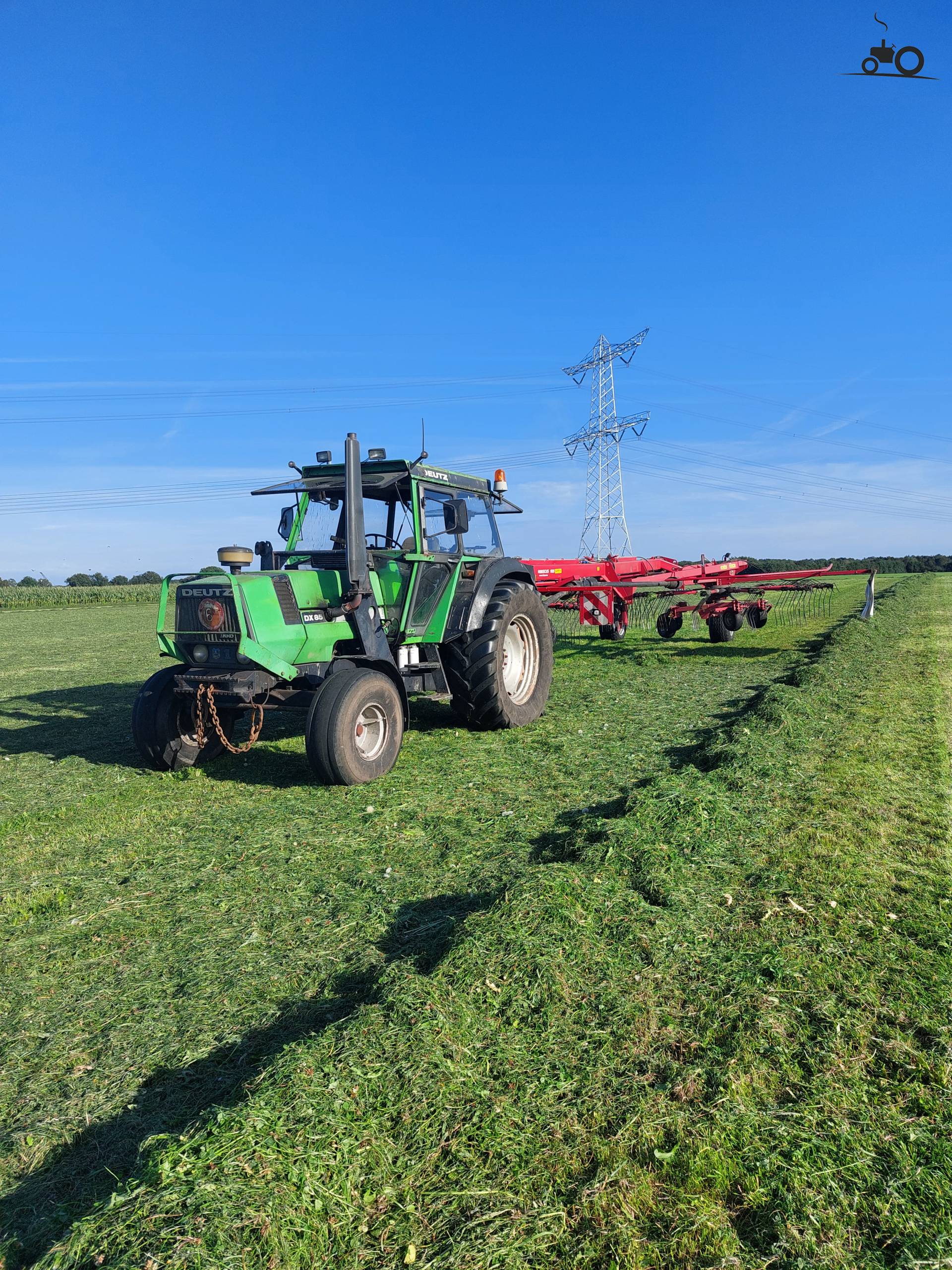 Foto Deutz DX 85 #1533118