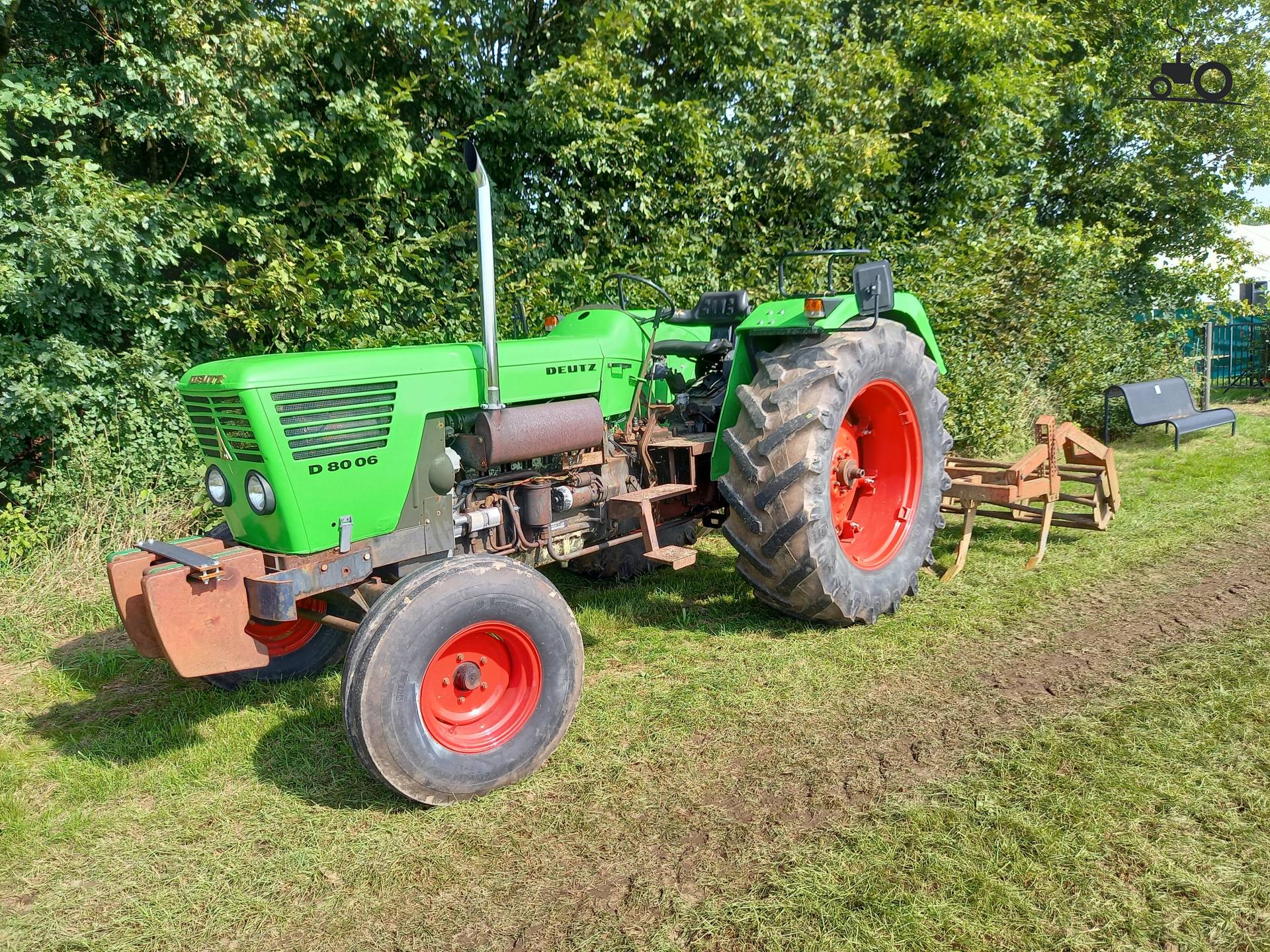 Foto Deutz D8006 #1535982