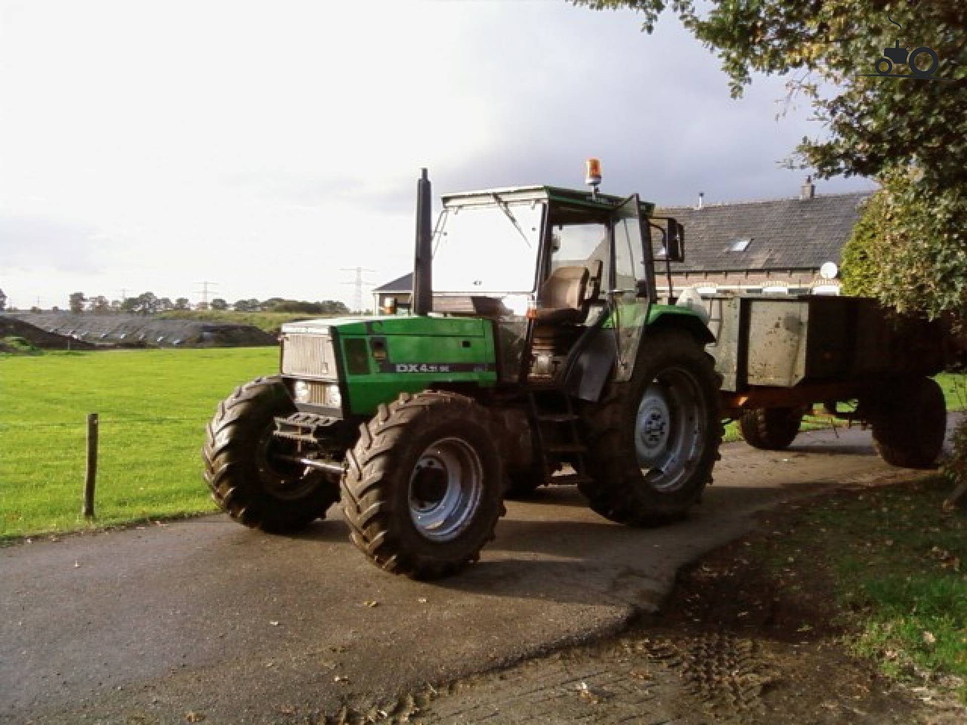 Foto Deutz-Fahr DX 4.31 #195735