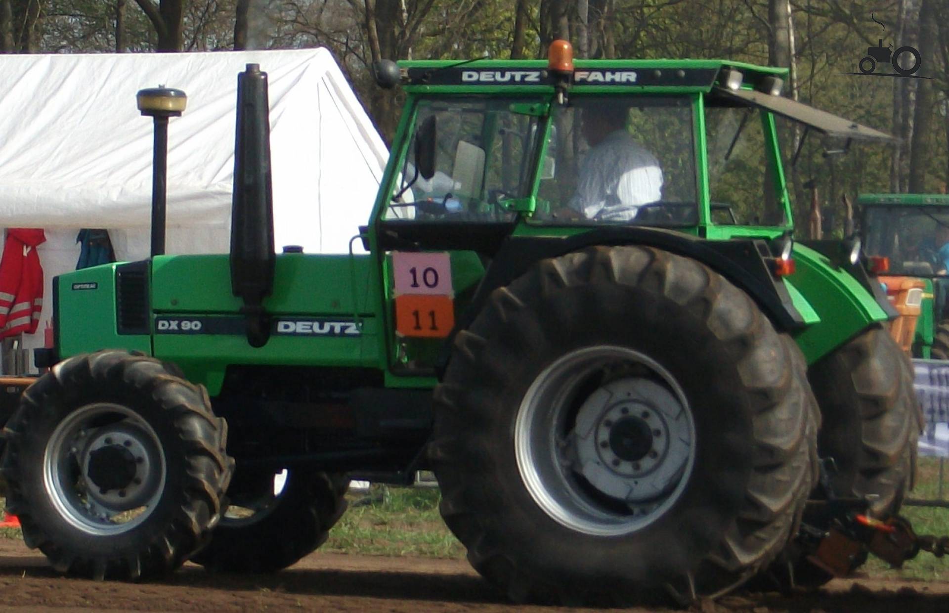 Foto Deutz DX 90 #472655