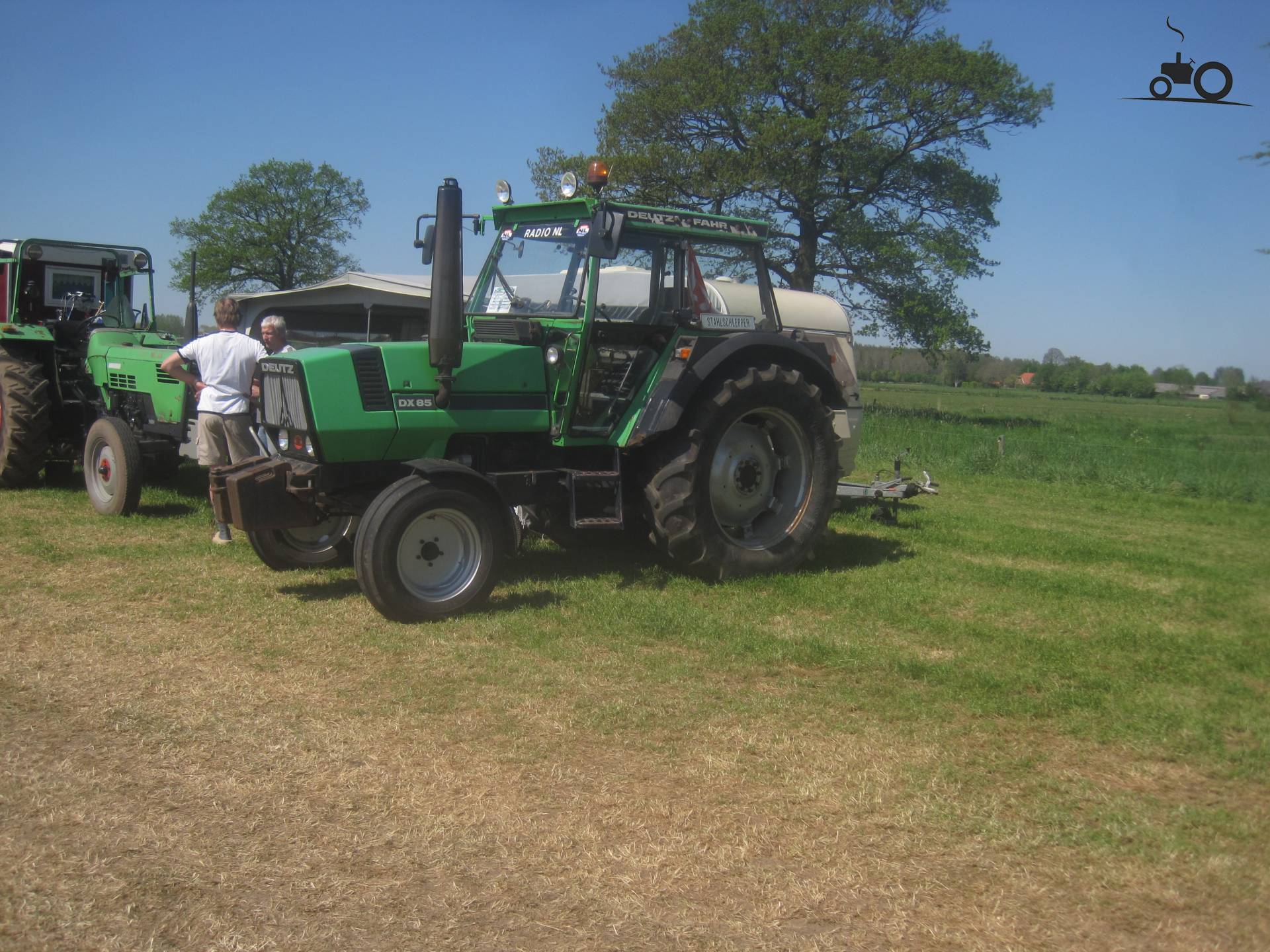 Foto Deutz DX 85 #967690