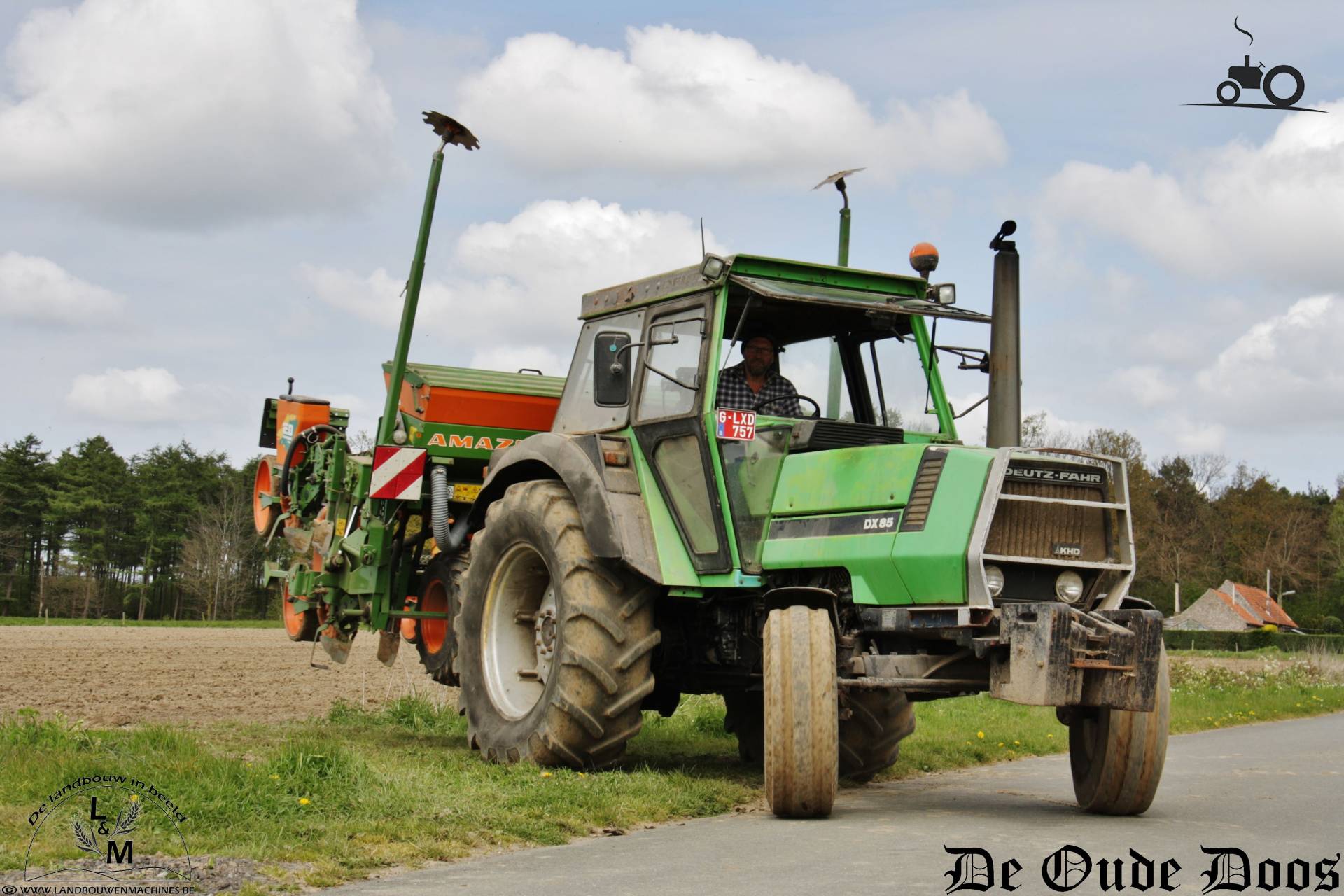 Foto Deutz-Fahr DX 85 #1168410