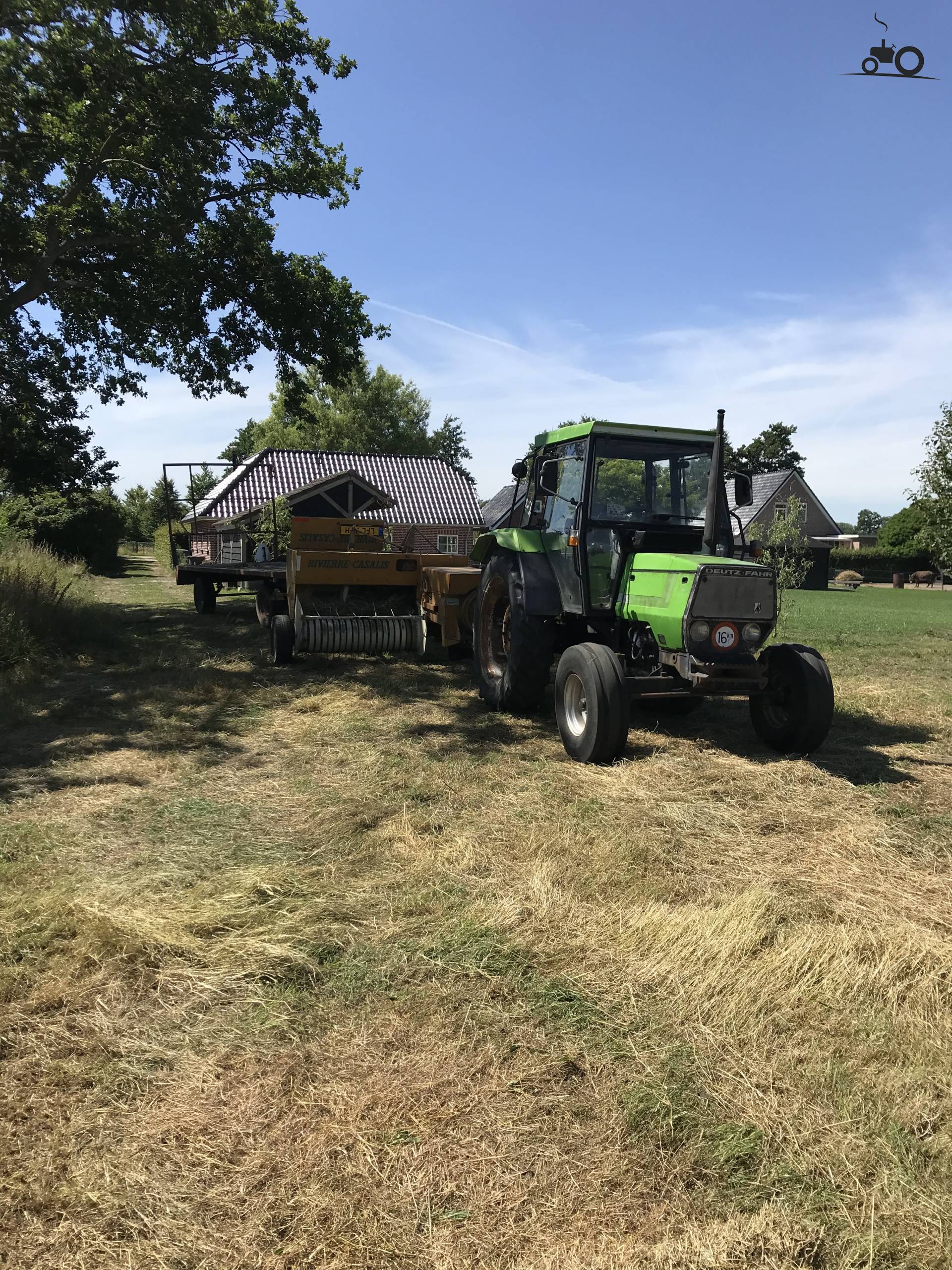 Foto Deutz-Fahr DX 3.30 #1484107