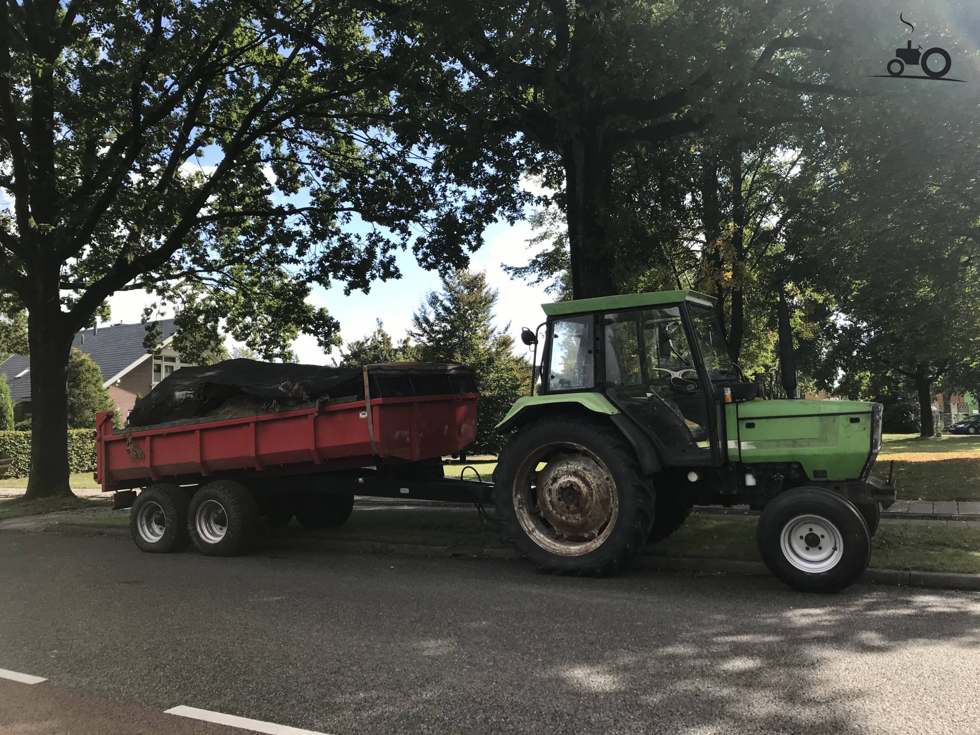 Foto Deutz-Fahr DX 3.30 #1490939