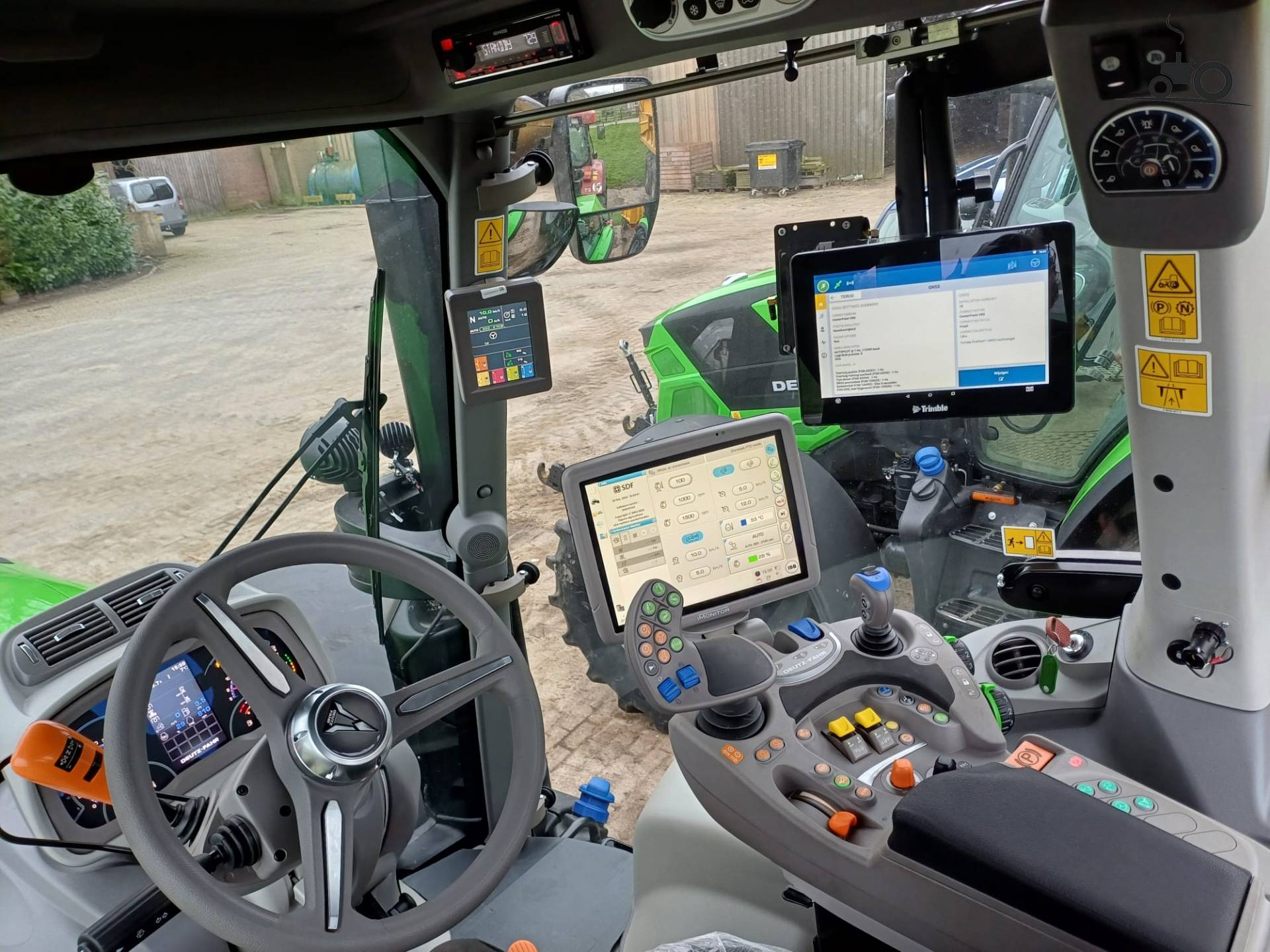 Deutz-Fahr met Trimble GPS