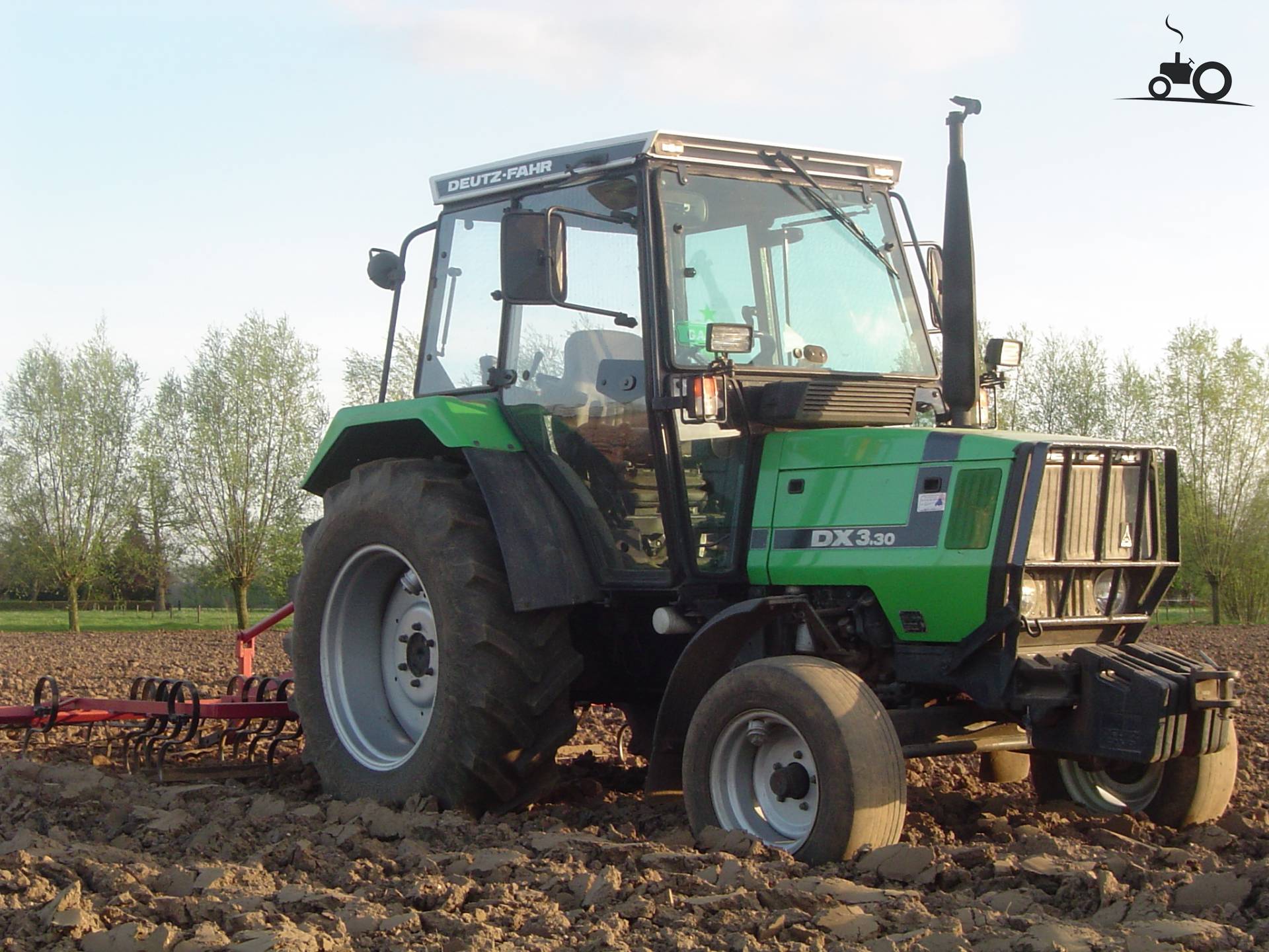 Foto Deutz-Fahr DX 3.30 #346476