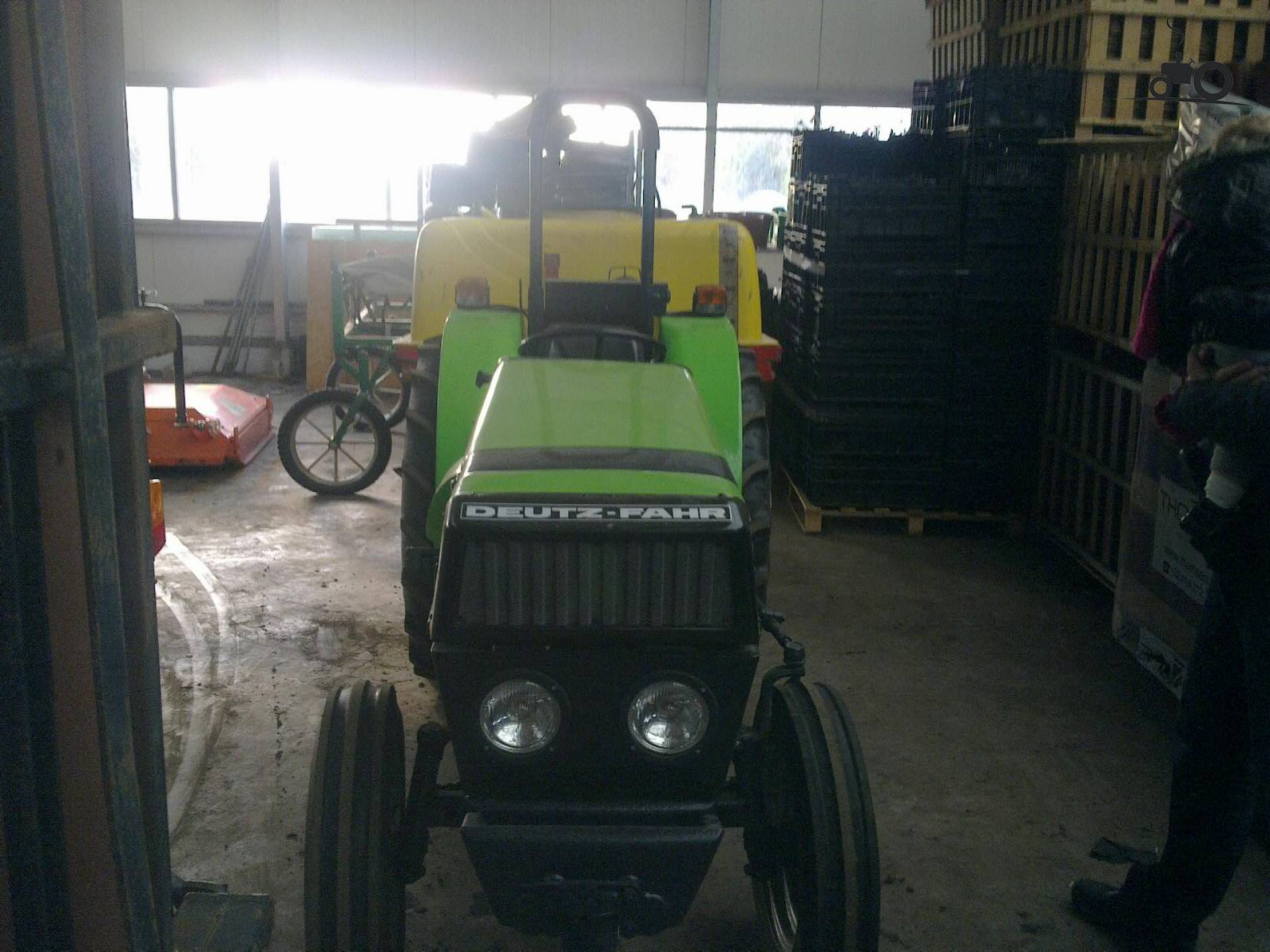 Foto Deutz-Fahr DX 50v #417782