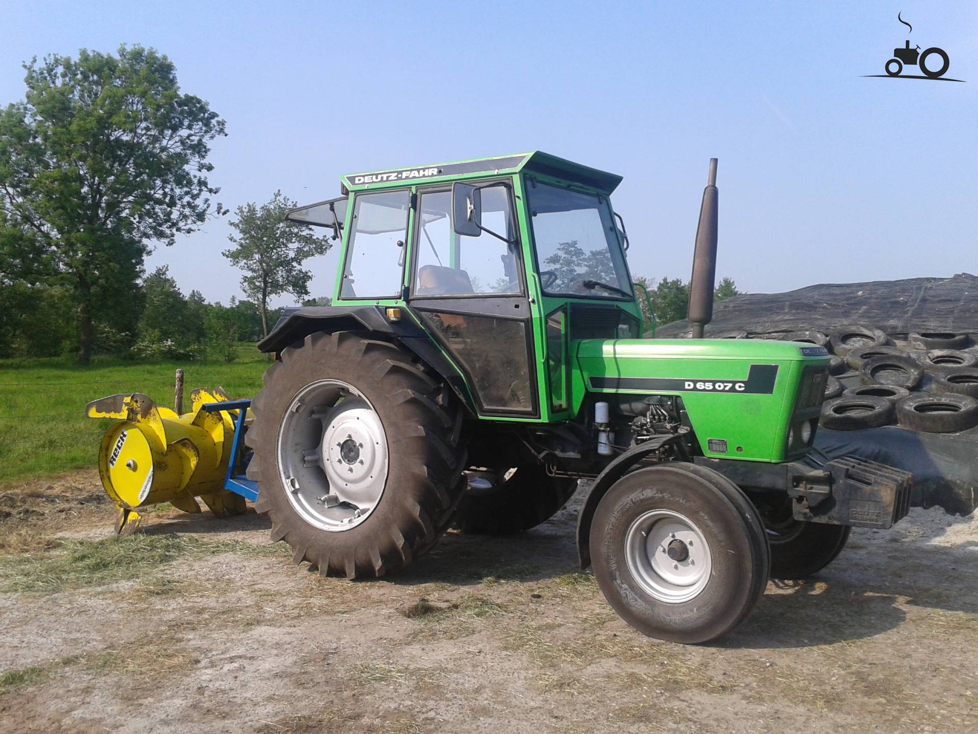 Foto Deutz-Fahr D 6507 C #768159