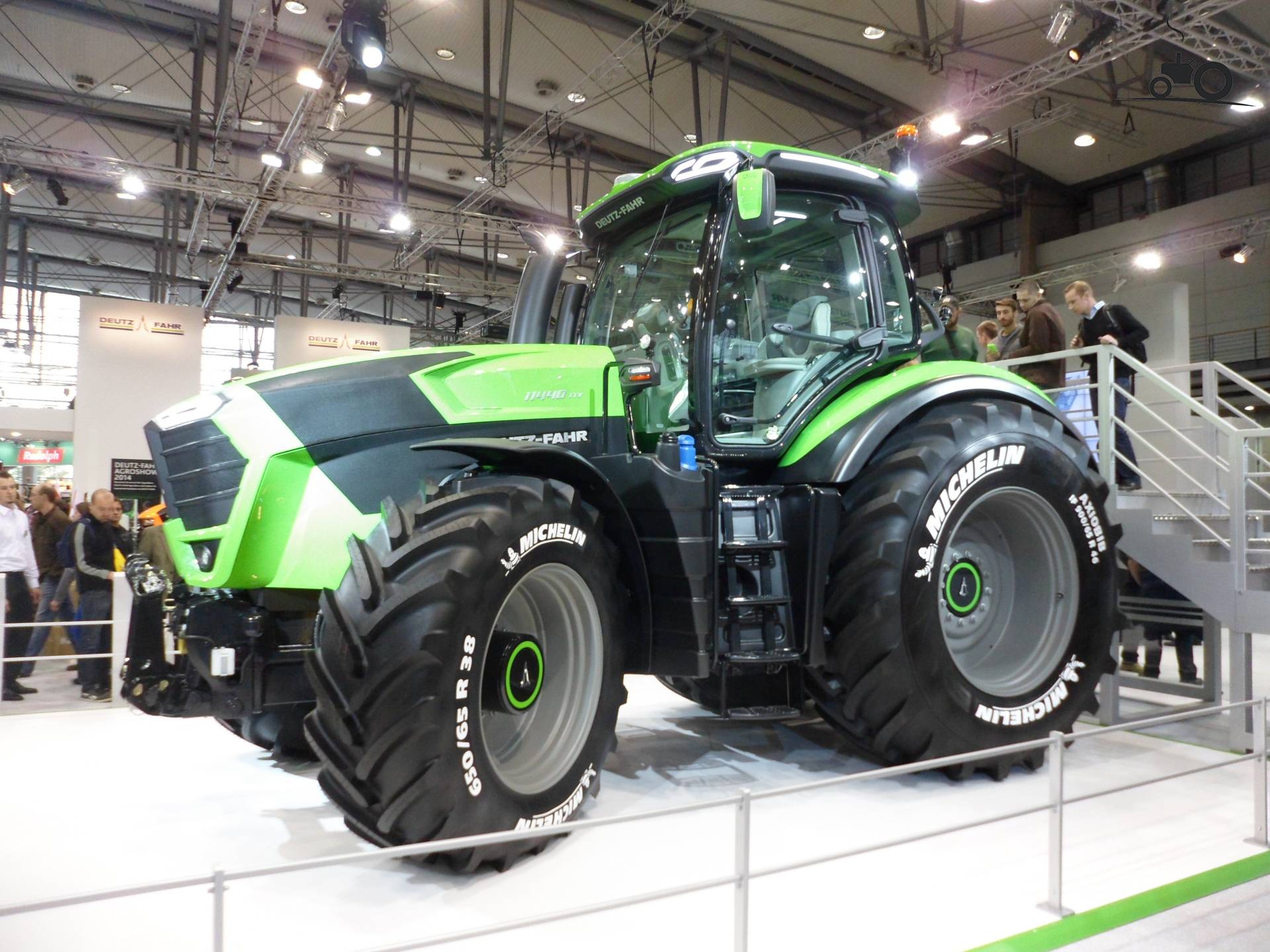 "zondag ff geweest.. druk druk alles snel ff bekijk..." — Patrick Zwiep