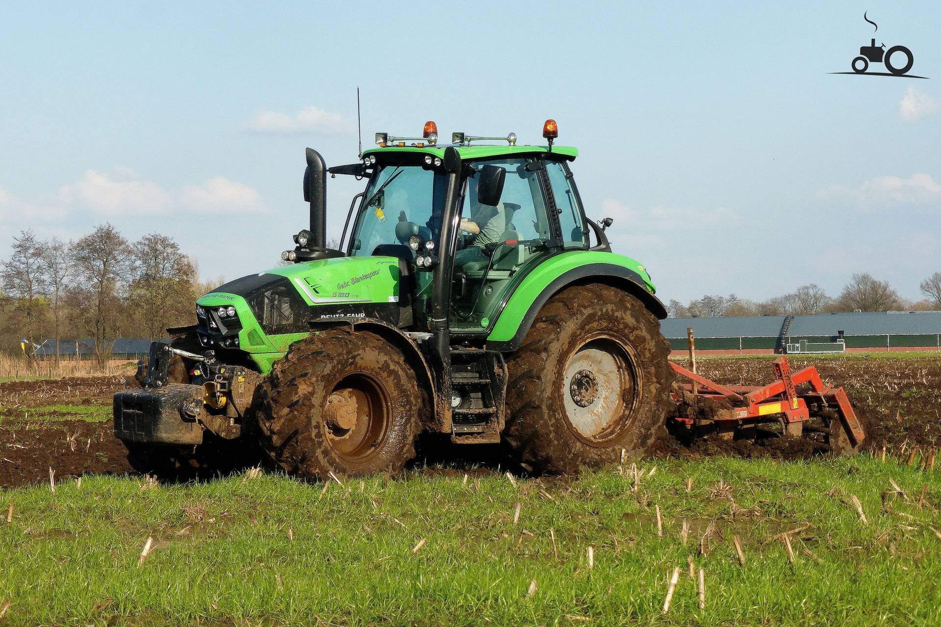 Foto Deutz-Fahr Agrotron 6180 van Loonbedrijf & Mesthandel Gebr ...