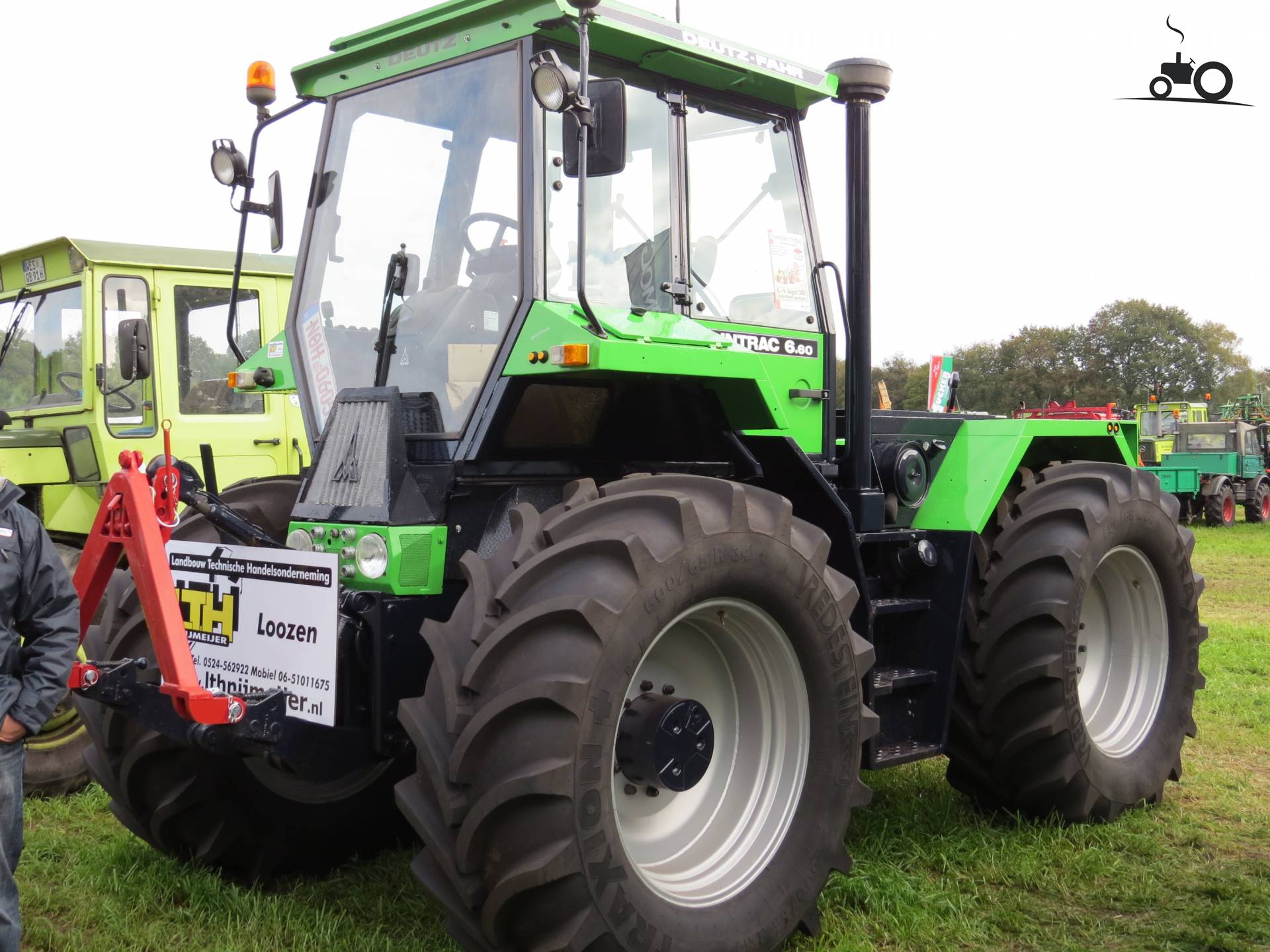 Foto Deutz-Fahr Intrac 6.60 #873906