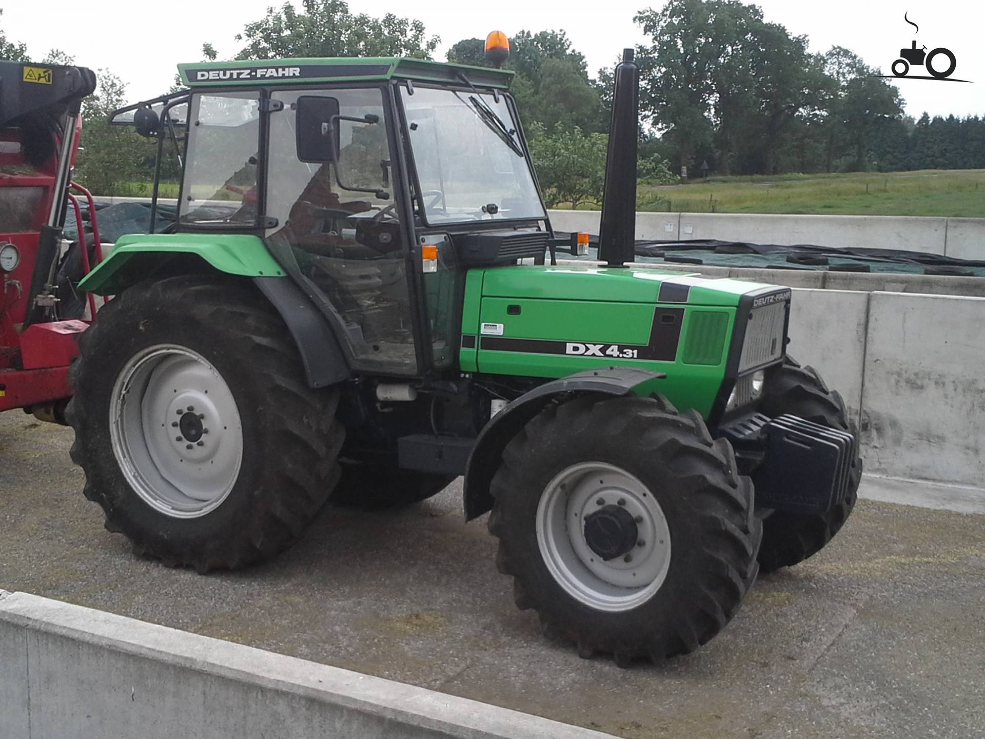 Deutz-Fahr DX 4.31 Fanclub - Specificaties, Foto's, Reviews & Forum