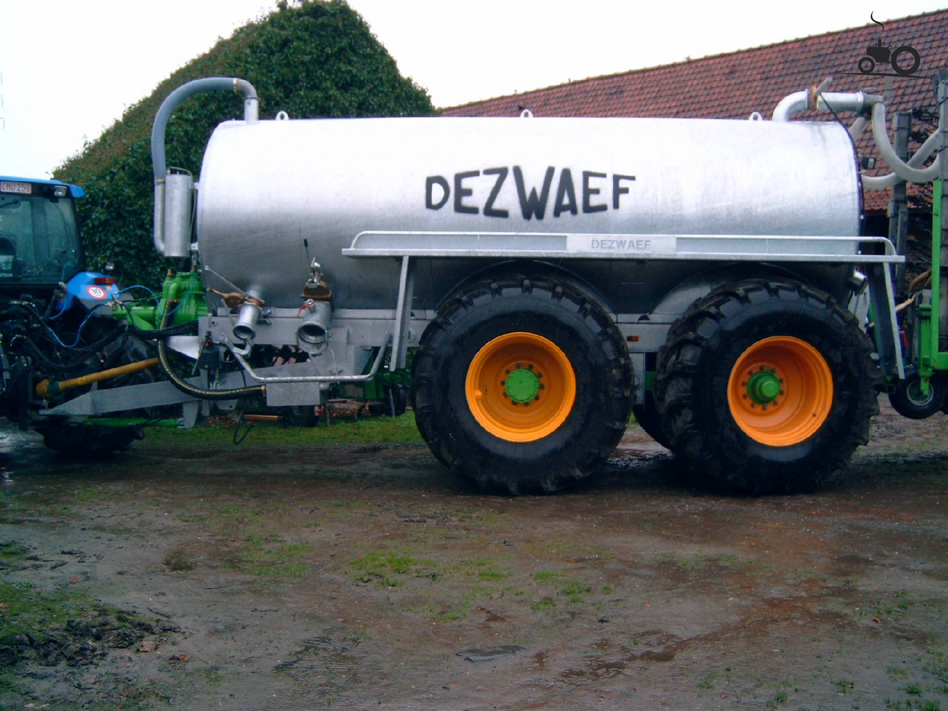 Dezwaef Mesttank