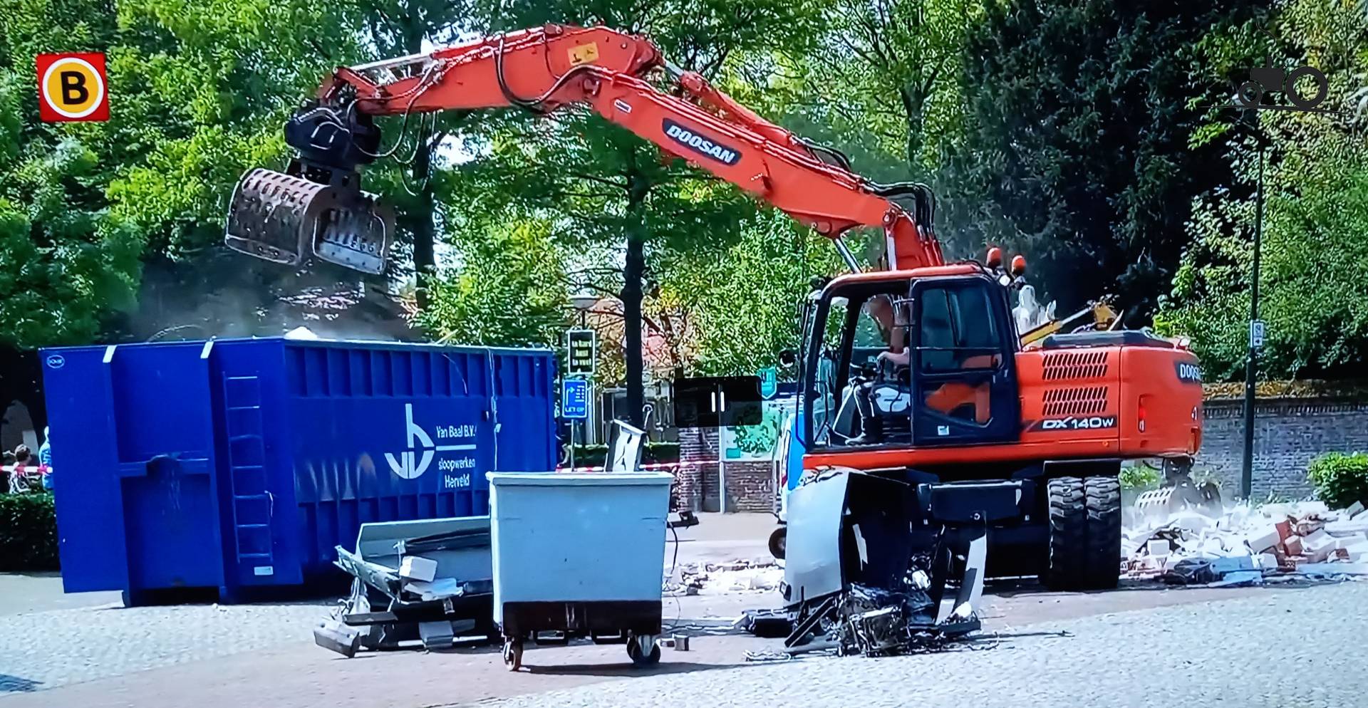 Foto Doosan DX140W #1518821