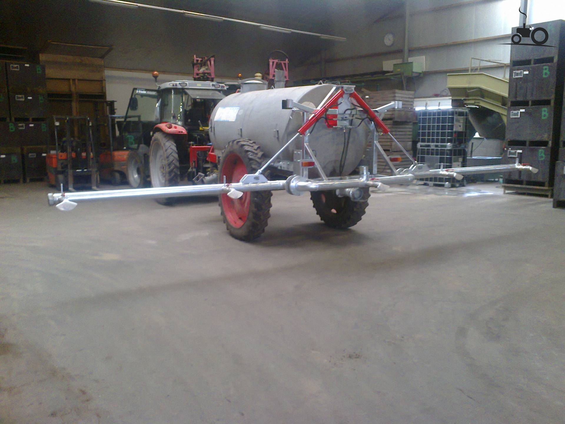 Duport Tank