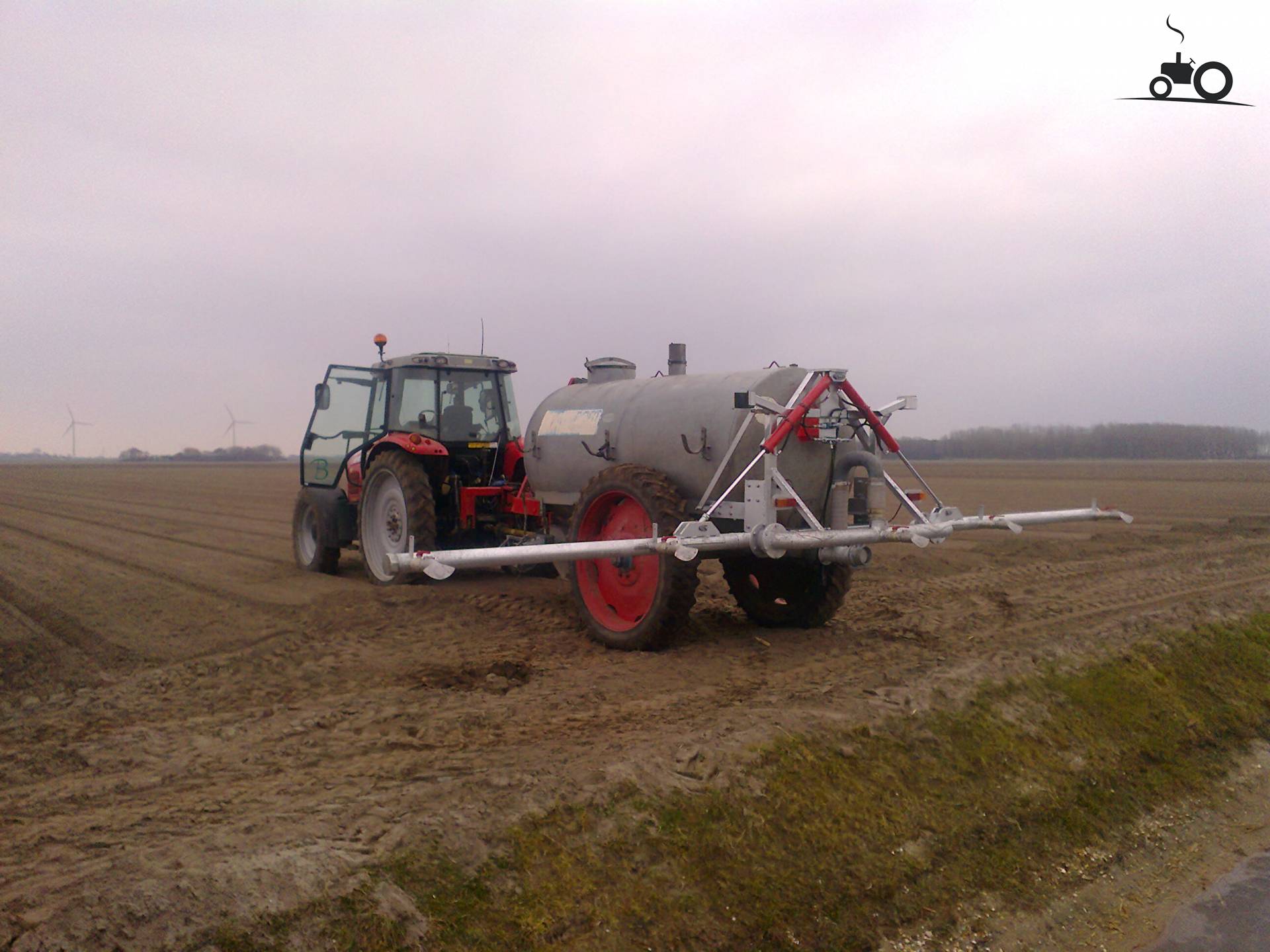 Duport Tank