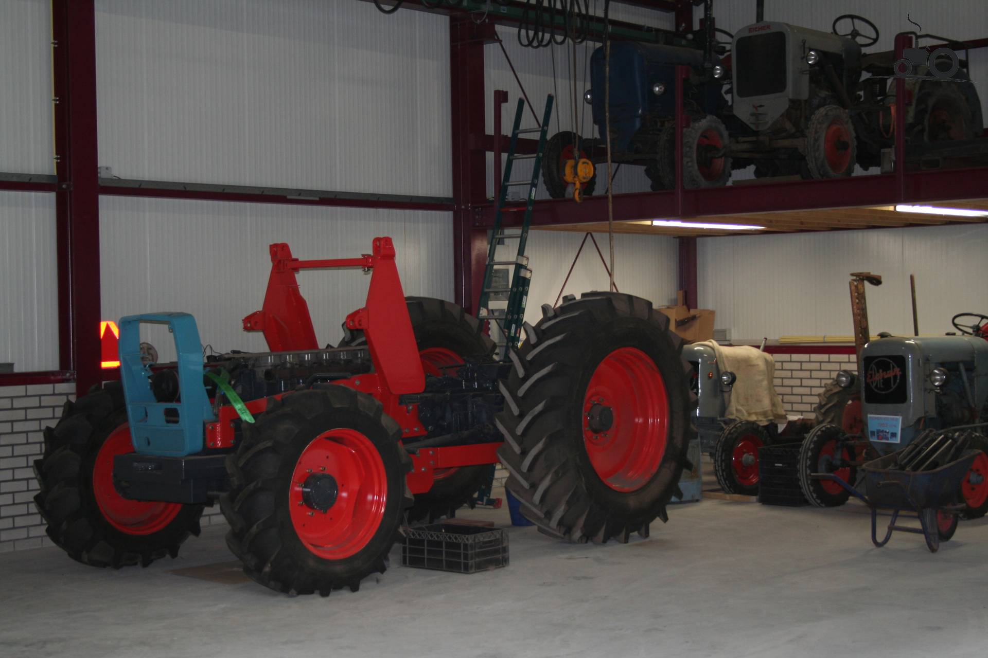 Eicher 3105