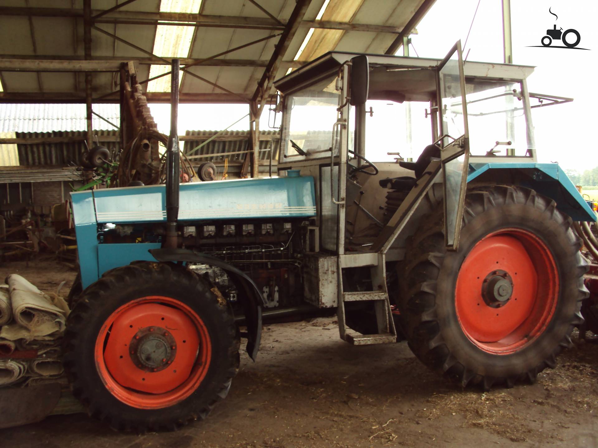 Eicher 3105