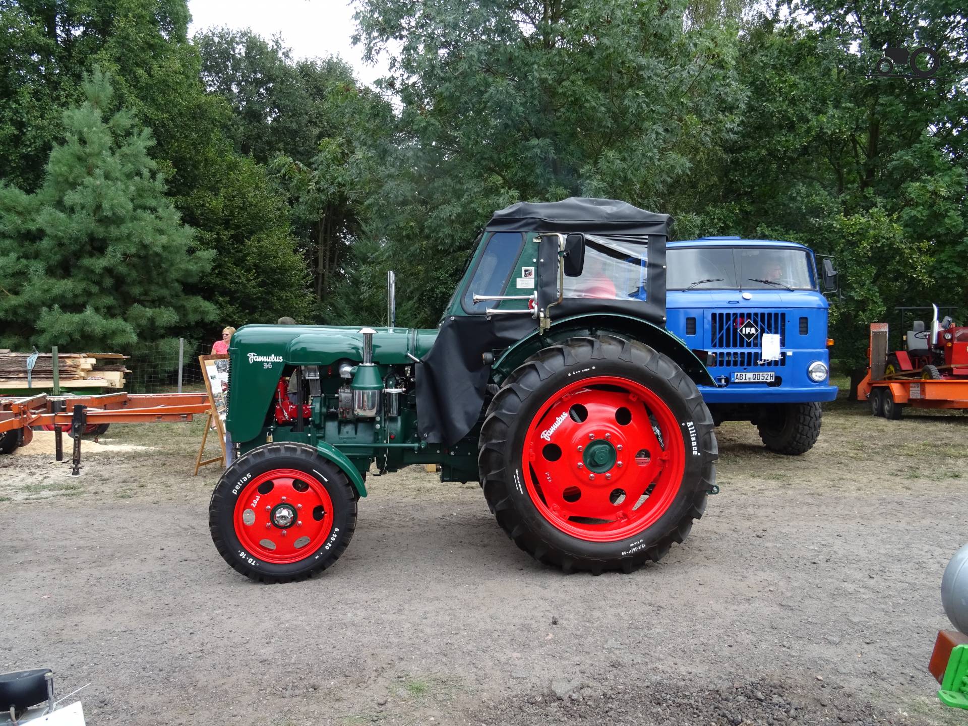 Foto Famulus 36 #1247501