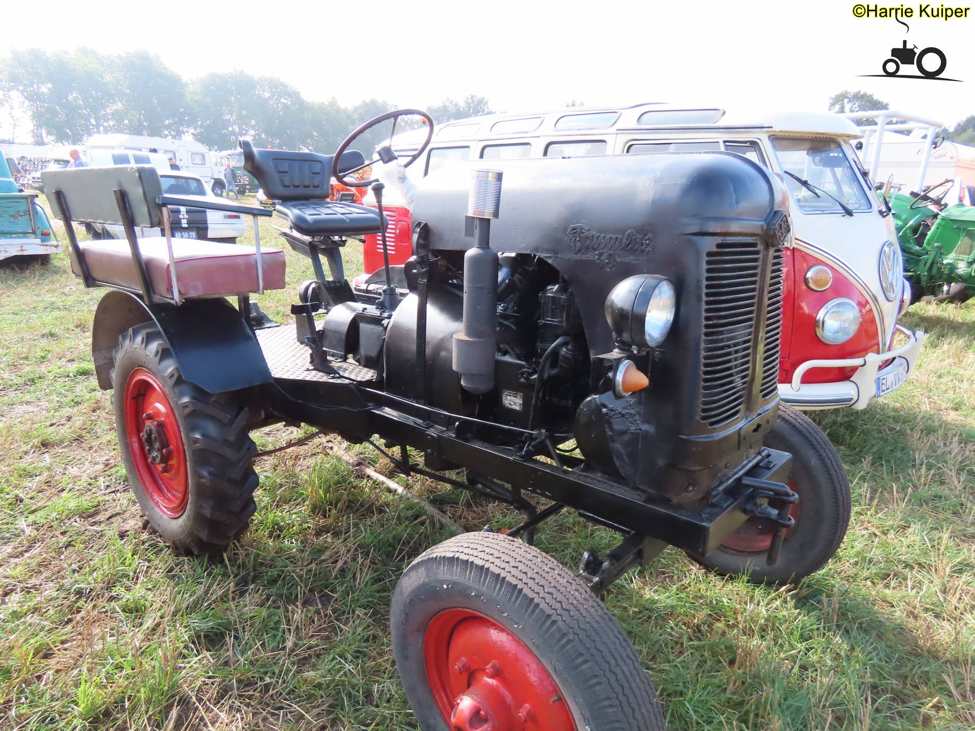 Foto Famulus 40 #1490217