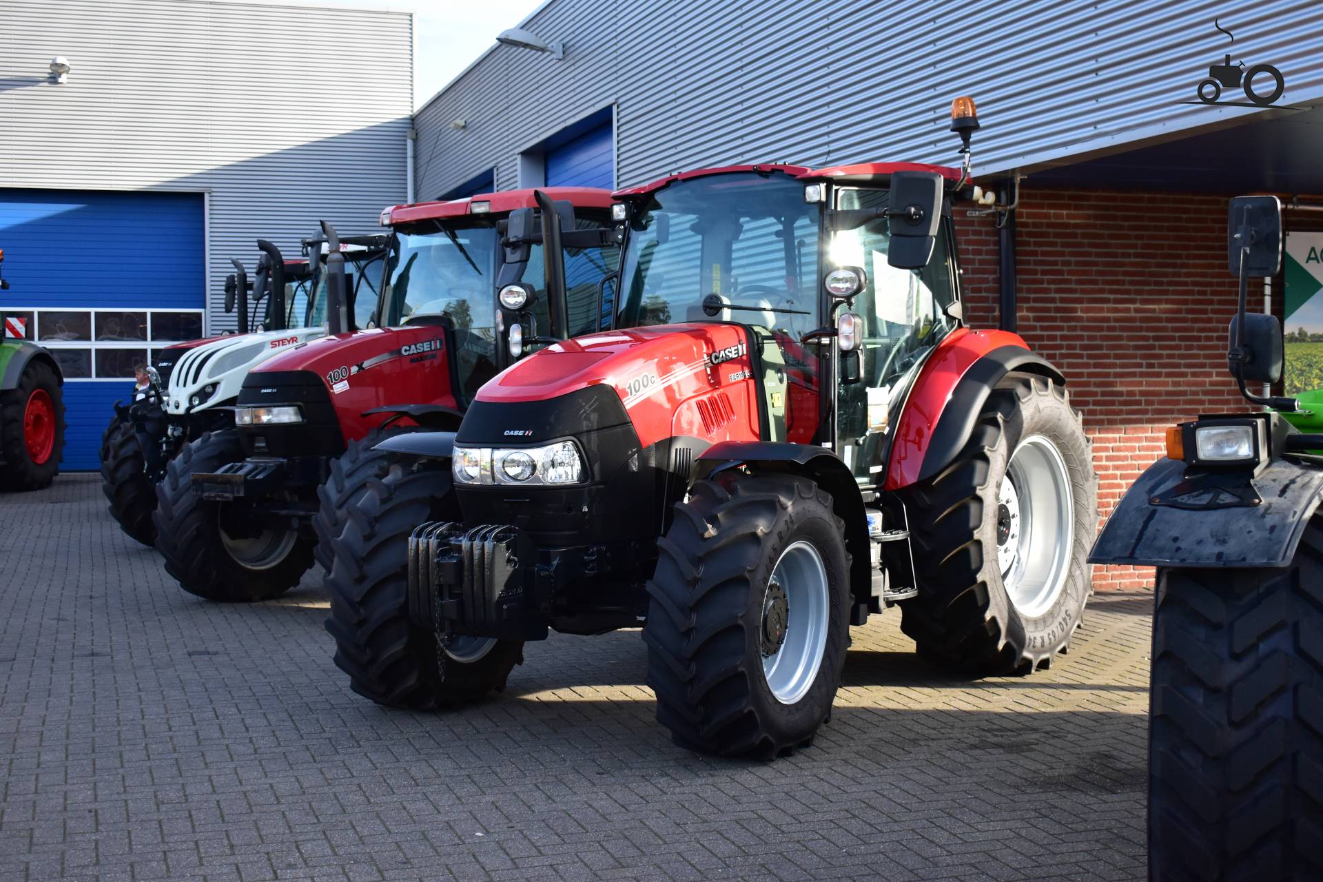 Foto Case IH Farmall 100 #1499596
