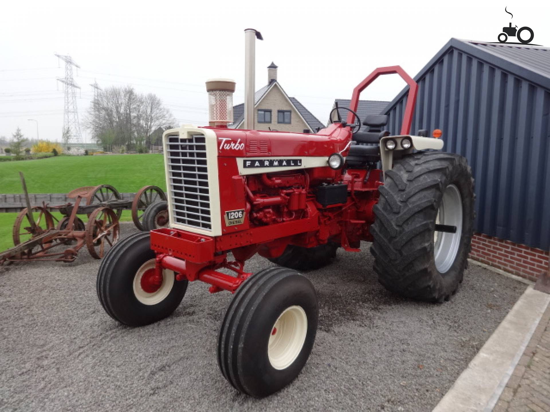 Foto Farmall 1206 van Machine Handel Van Der Weerd