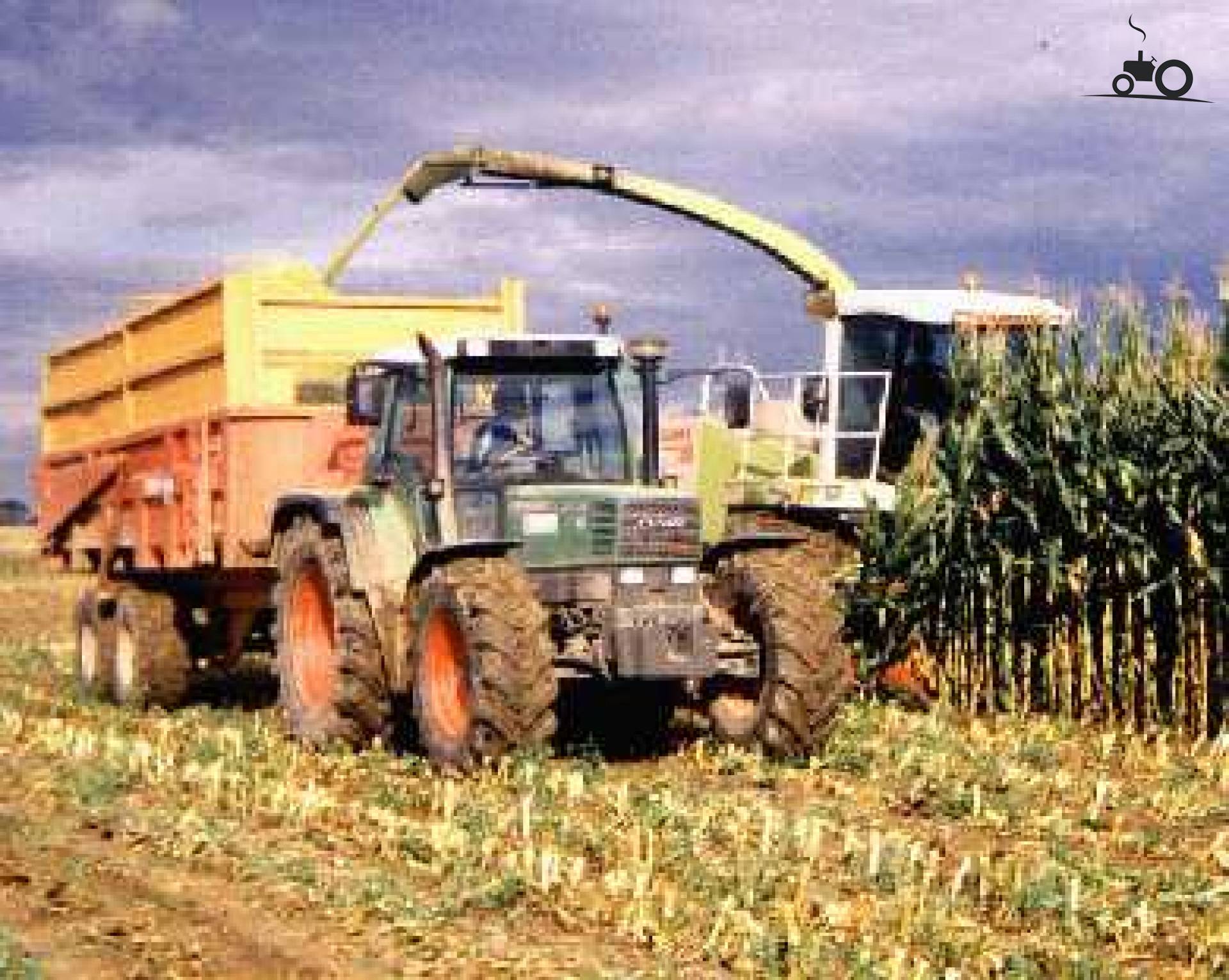 Foto Fendt 514 C van Loonbedrijf Fuchs