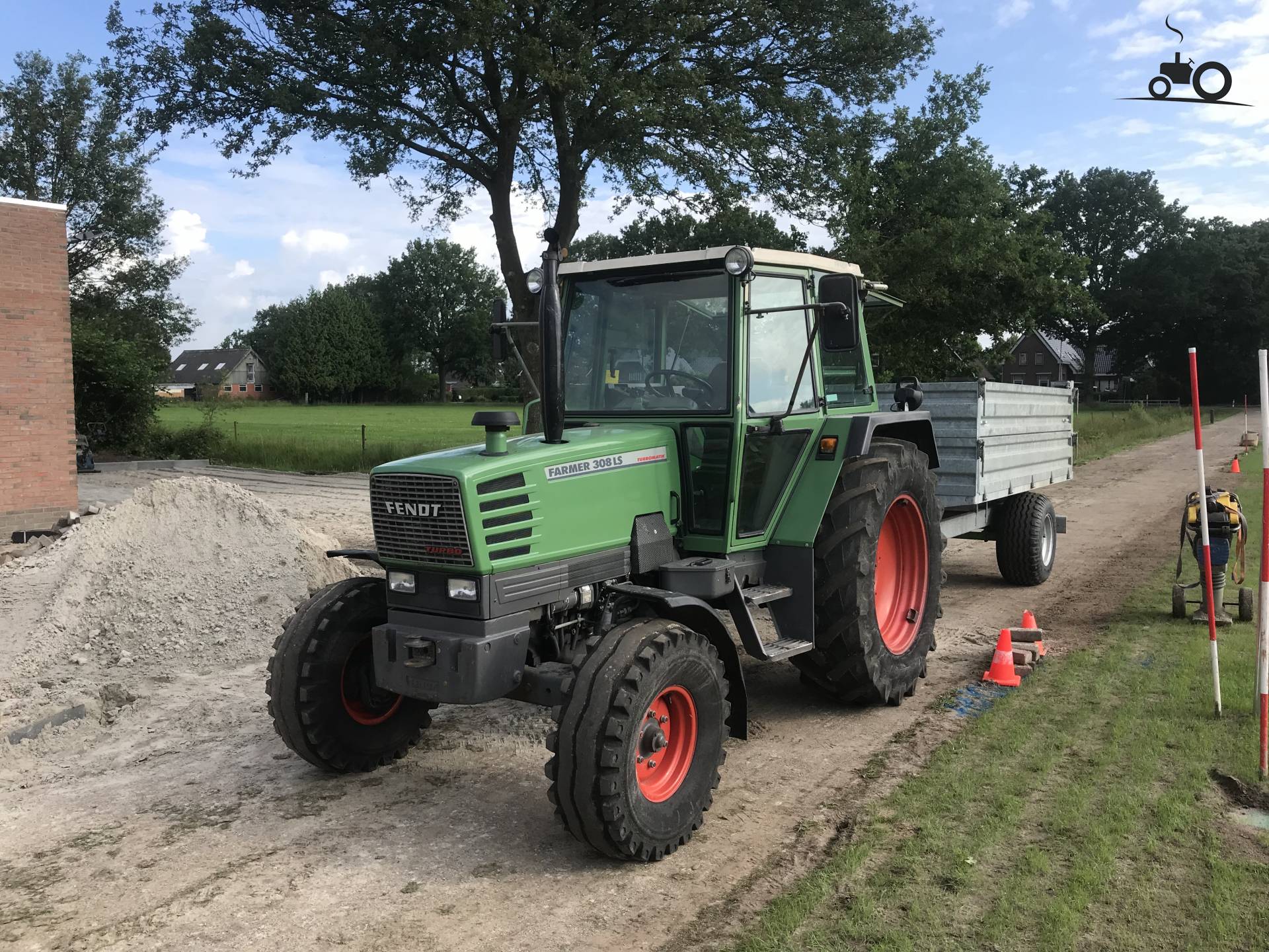 Foto Fendt 308 LS #1302263