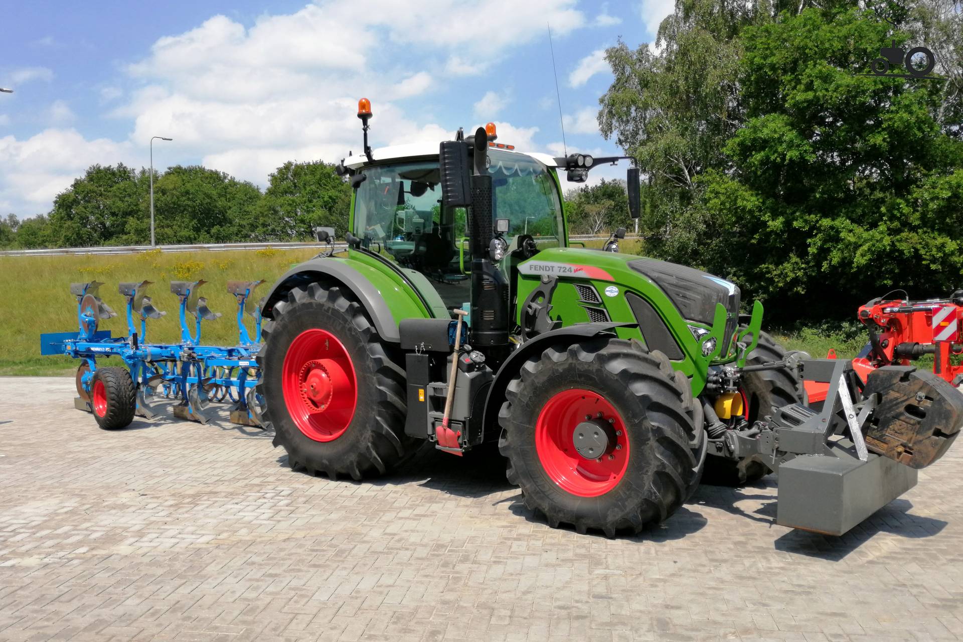 Fendt 724