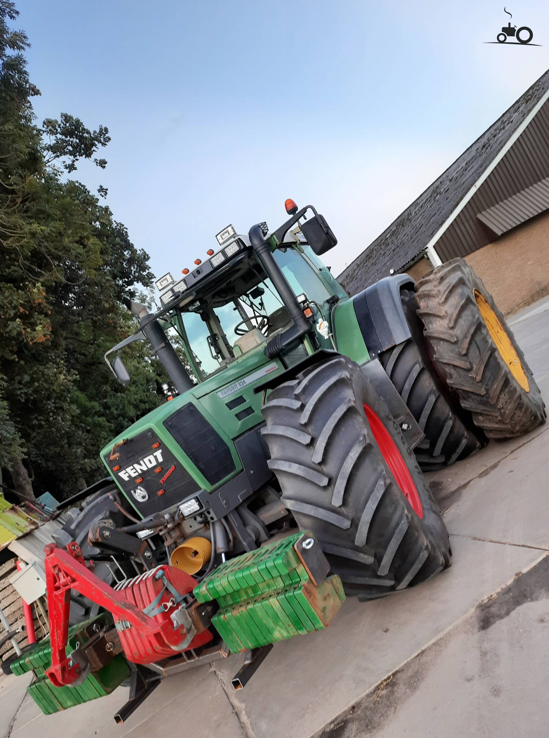 Foto Fendt 818 #1369295