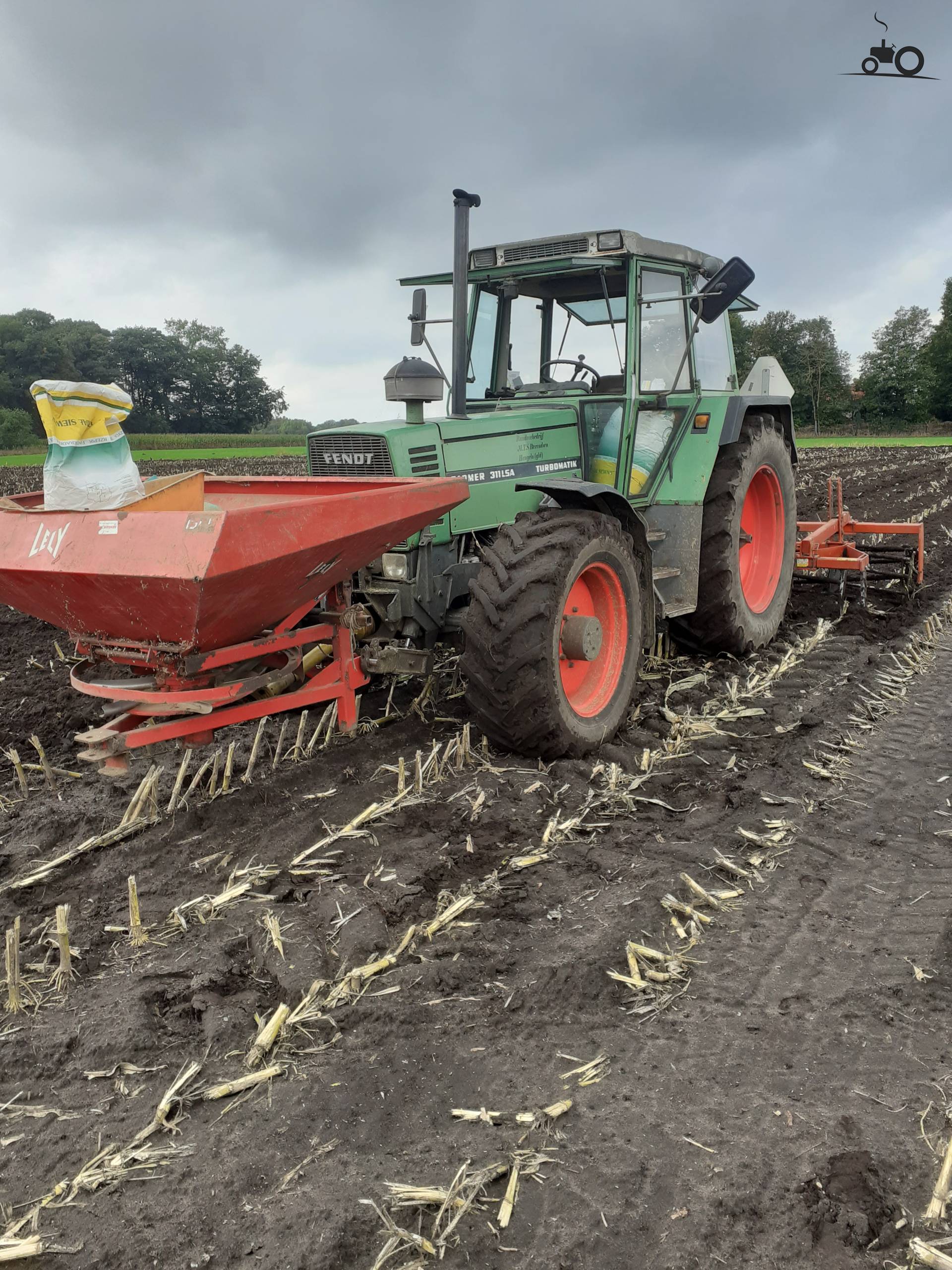 Foto Fendt 311 LSA #1438956