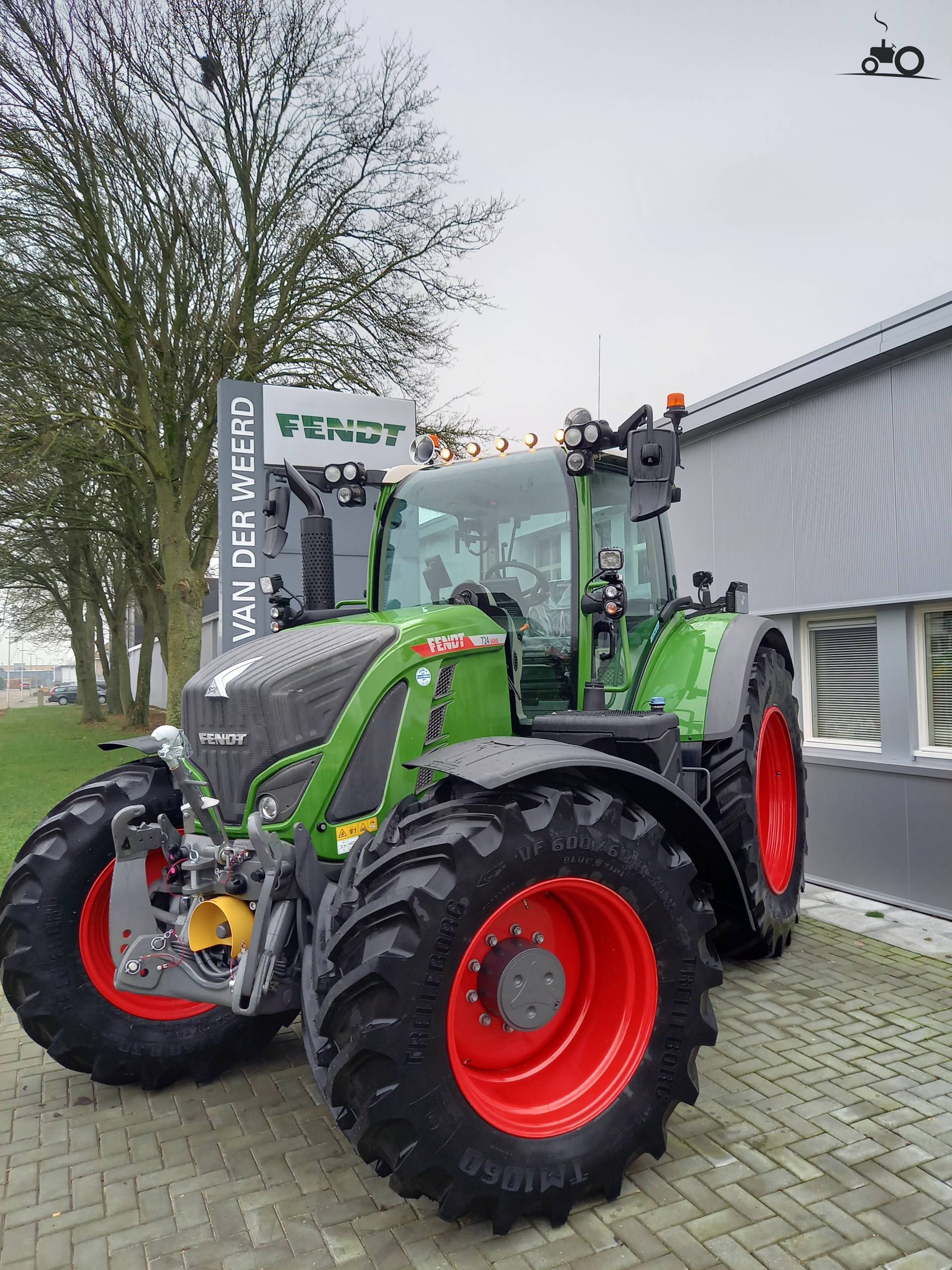 Foto Fendt 724 #1461099