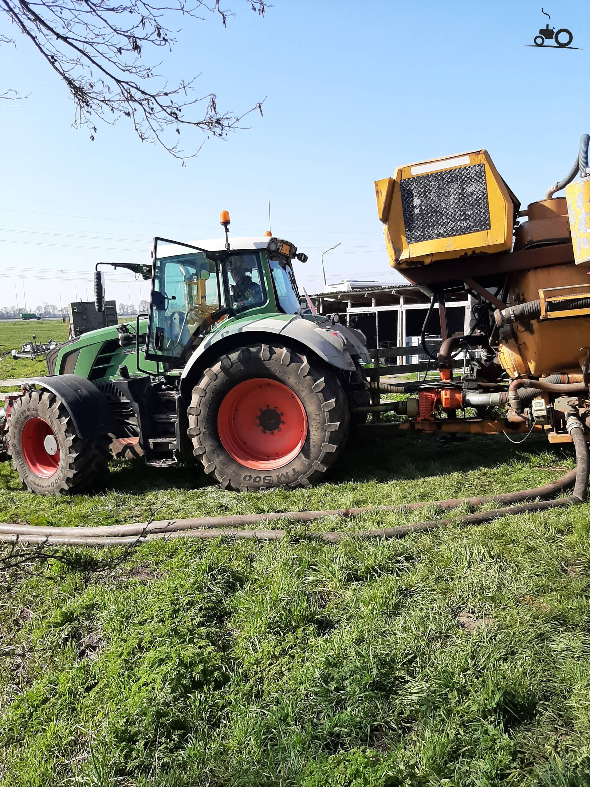 Foto Fendt 724 #1462532