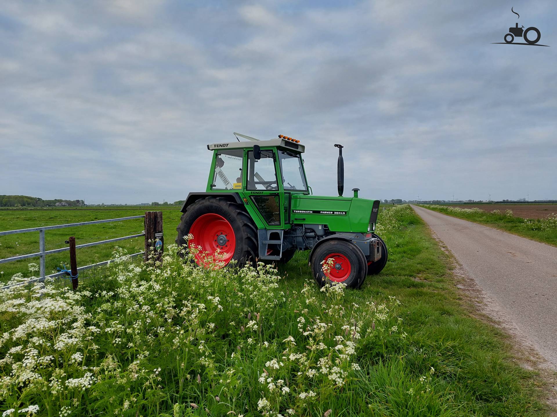 Foto Fendt 304 LS #1469628