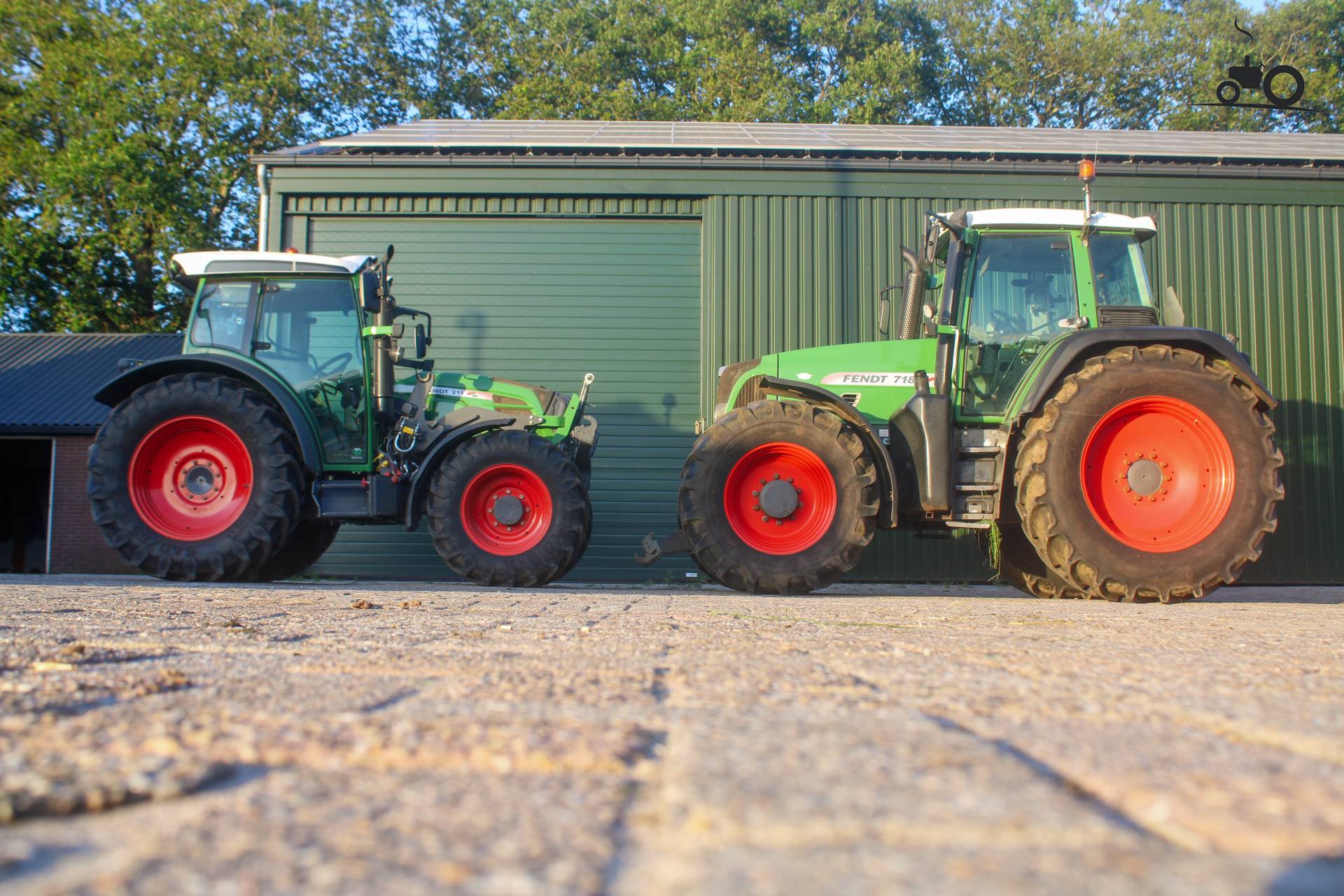 Foto Fendt 211 Vario #1476345
