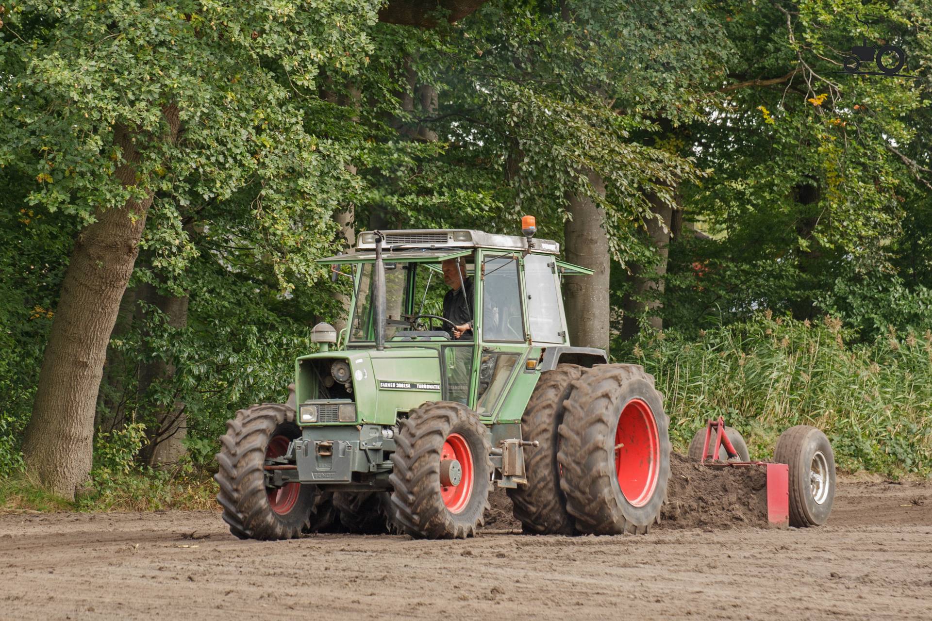 Foto Fendt 306 LSA #1492614