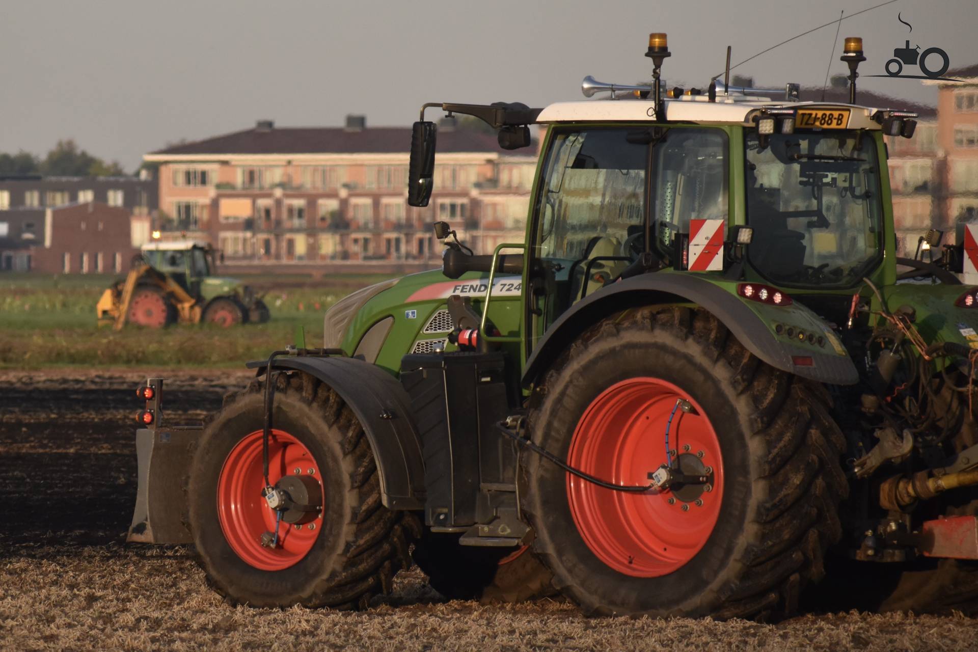 Foto Fendt 724 #1493624