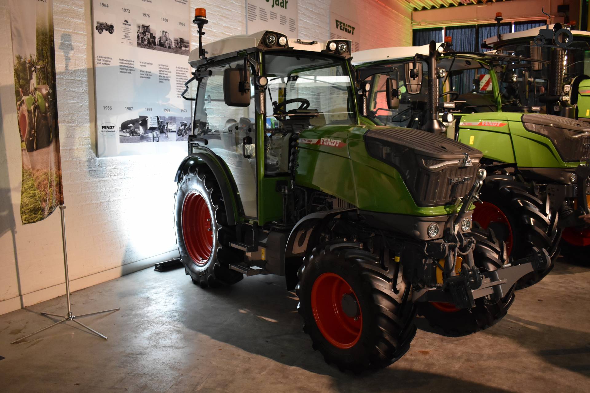 Foto Fendt 211 F #1505207