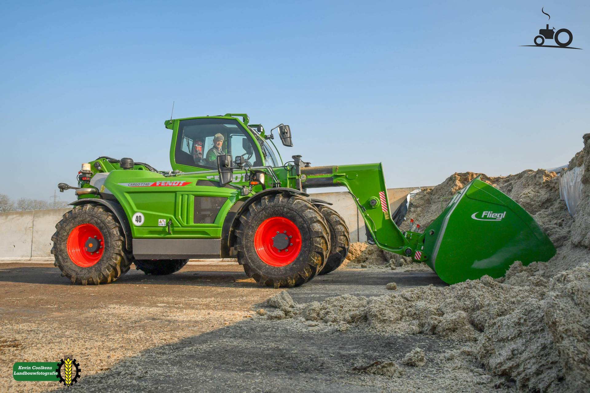 Foto Fendt Cargo T 740 #1514528