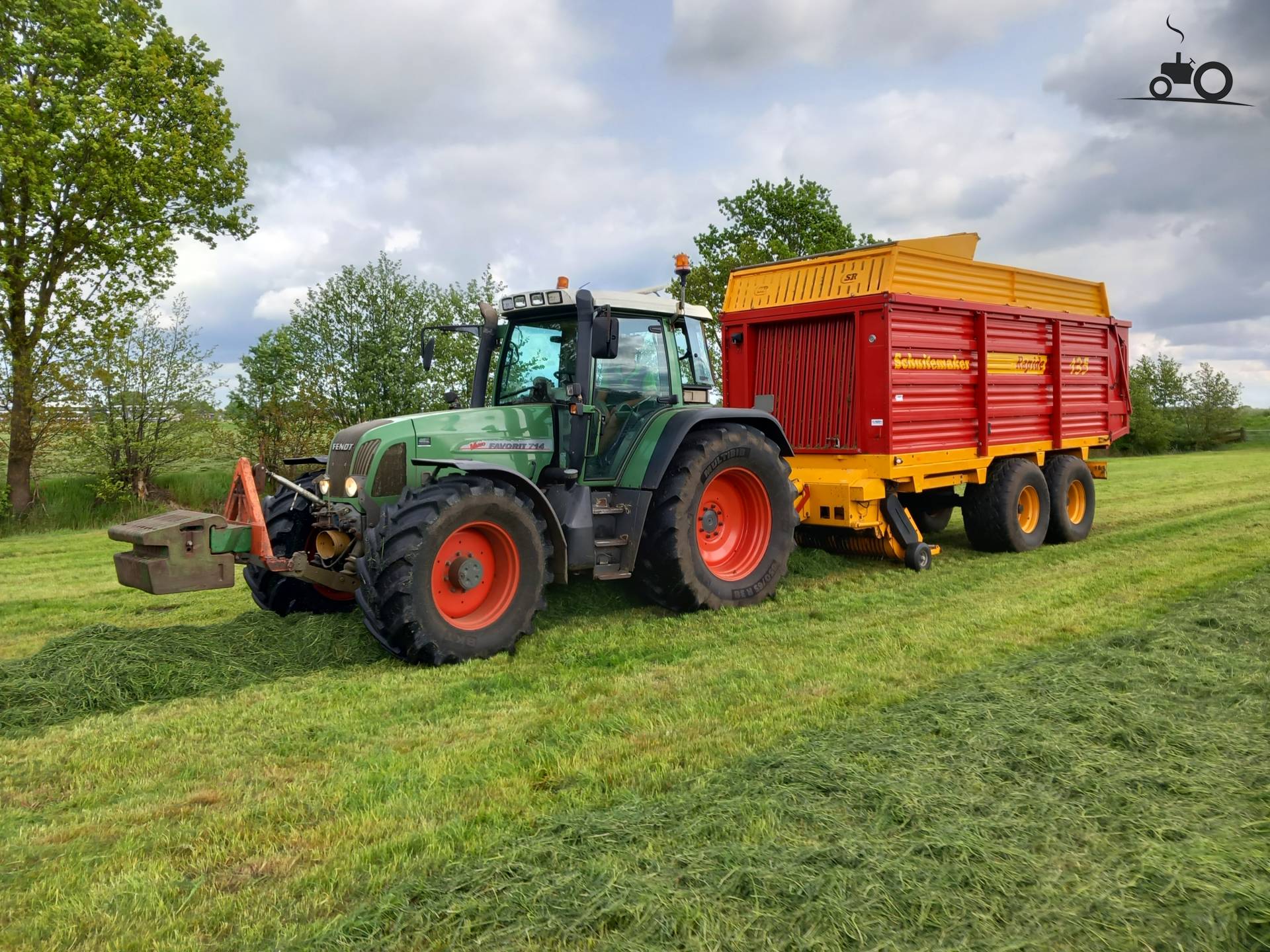 Foto Fendt 714 #1518894