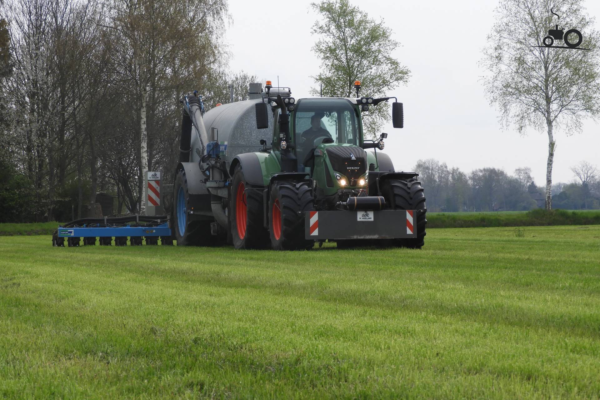Foto Fendt 724 van H Vrieling