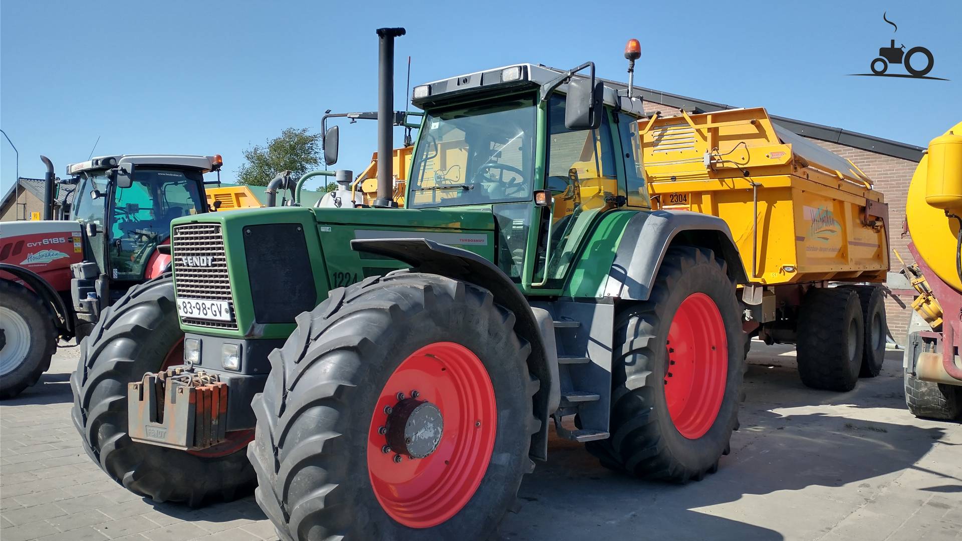 Foto Fendt 816 van Houbraken BV, Transport- en Loonbedrijf W. Houbraken B.V.