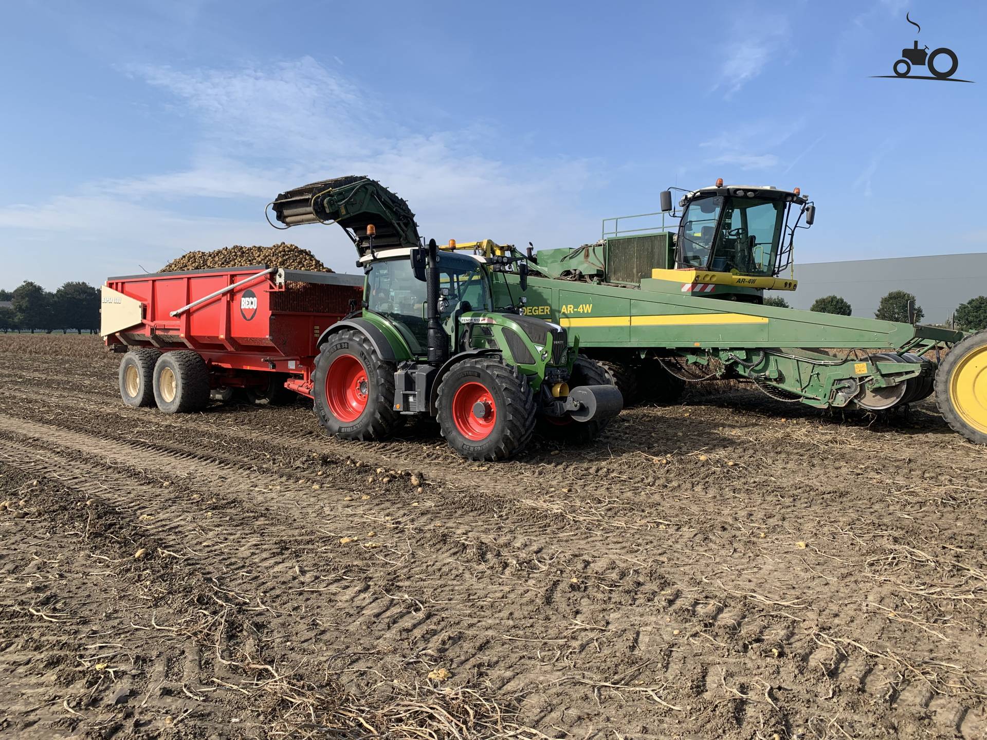 Foto Fendt 513 Vario #1541860