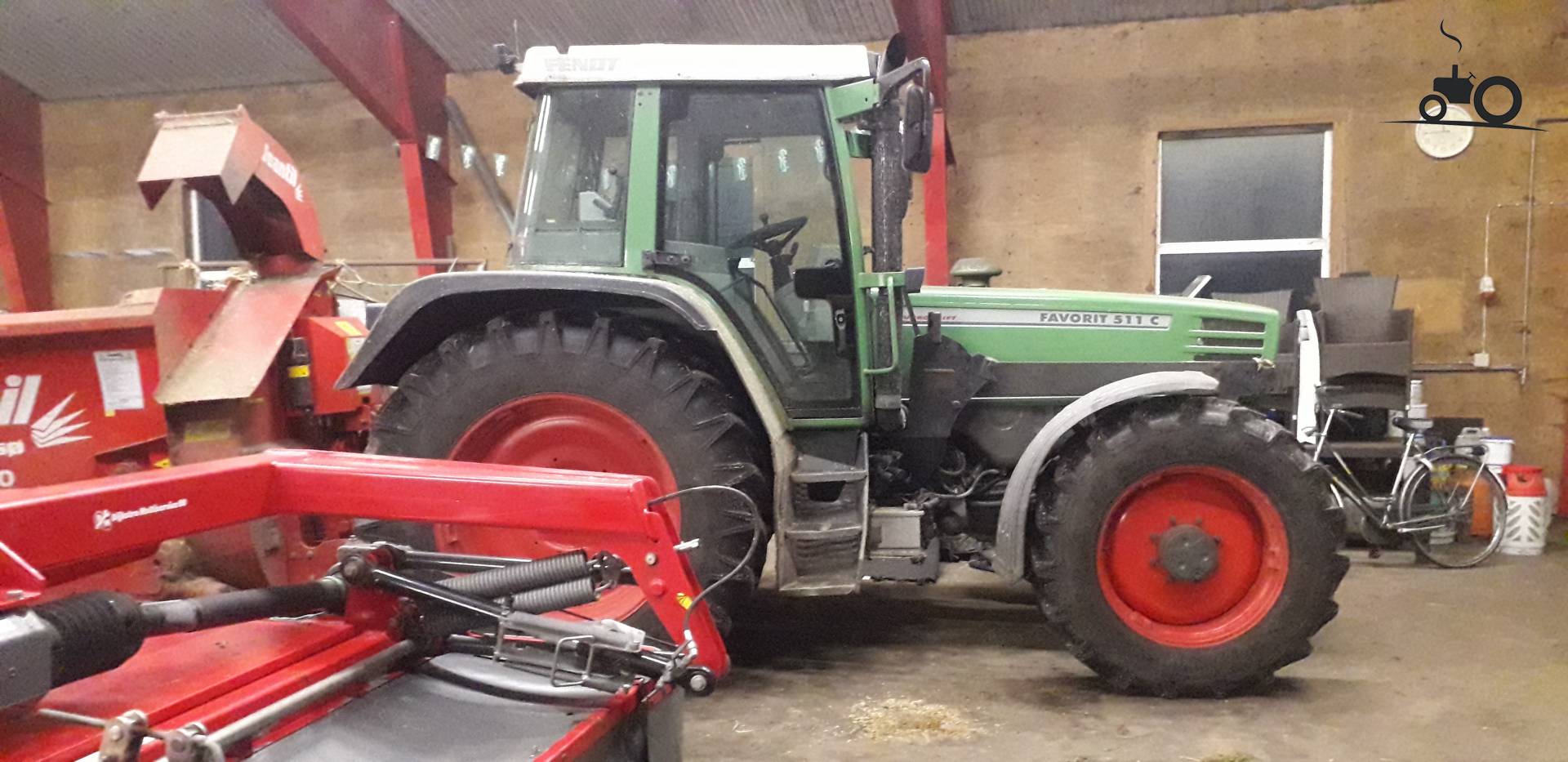 Fendt 511 C - Schweiz - Traktor foto #1544383