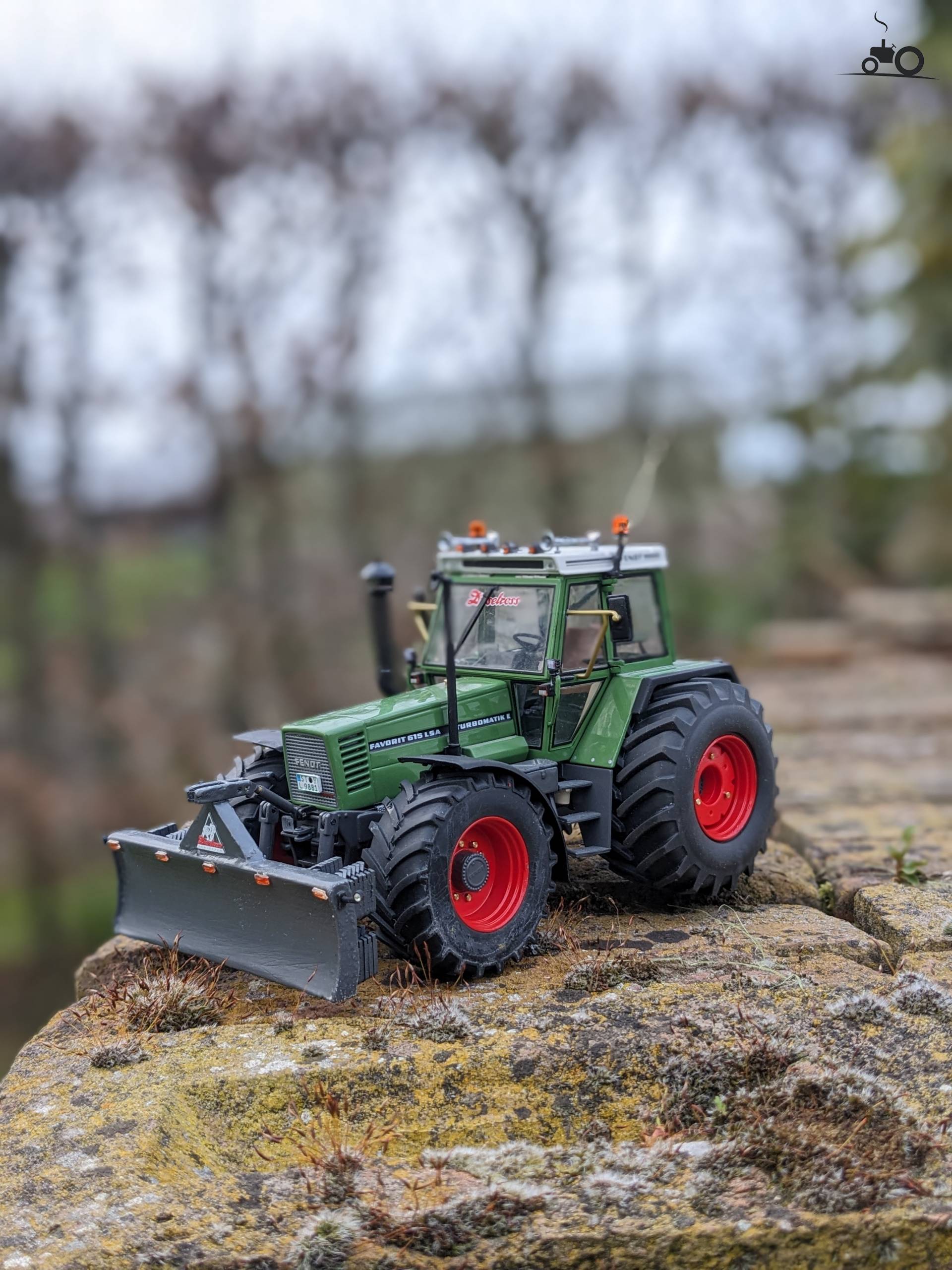 Foto Fendt 615 #1564285