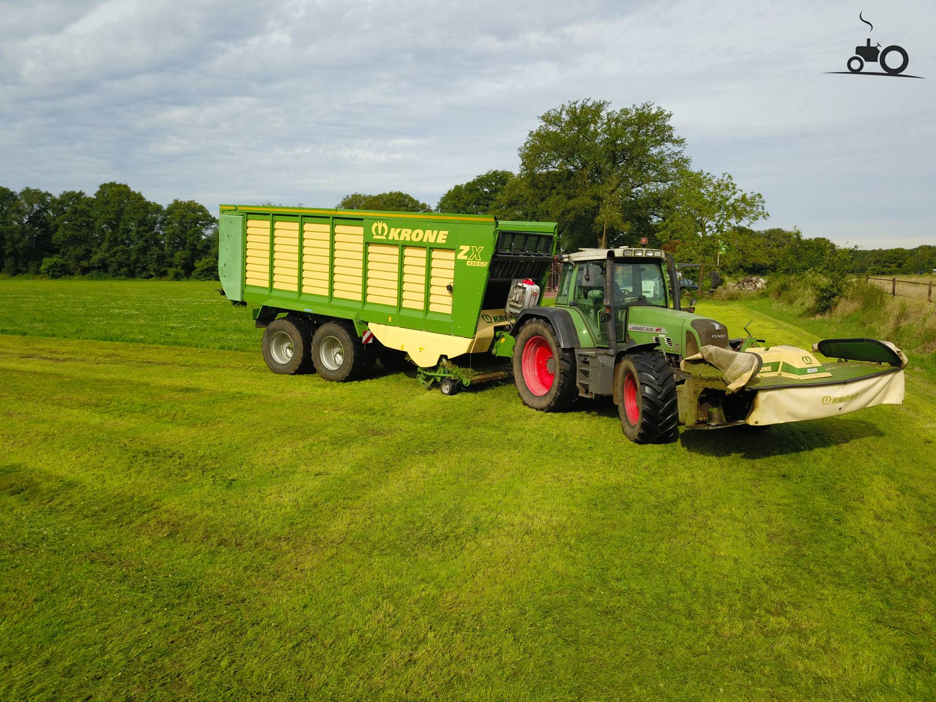 Foto Fendt 818 #1575569