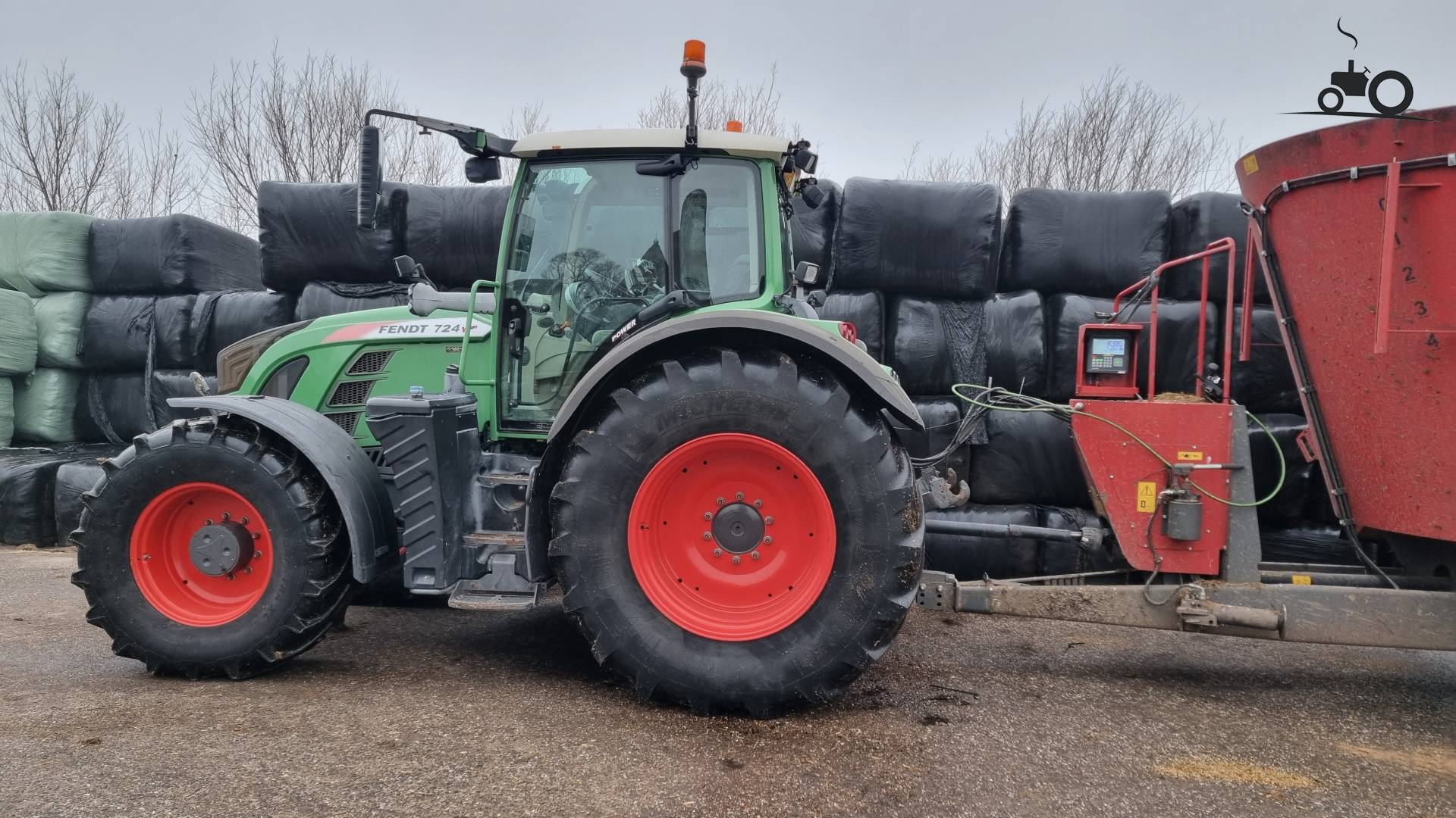 Foto Fendt 724 #1607292