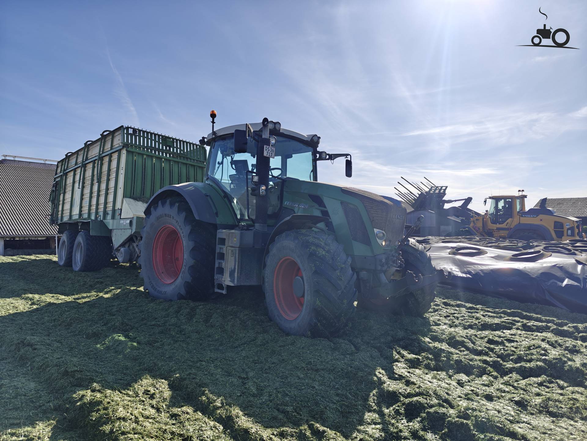 Foto Fendt 824 Vario #1619794