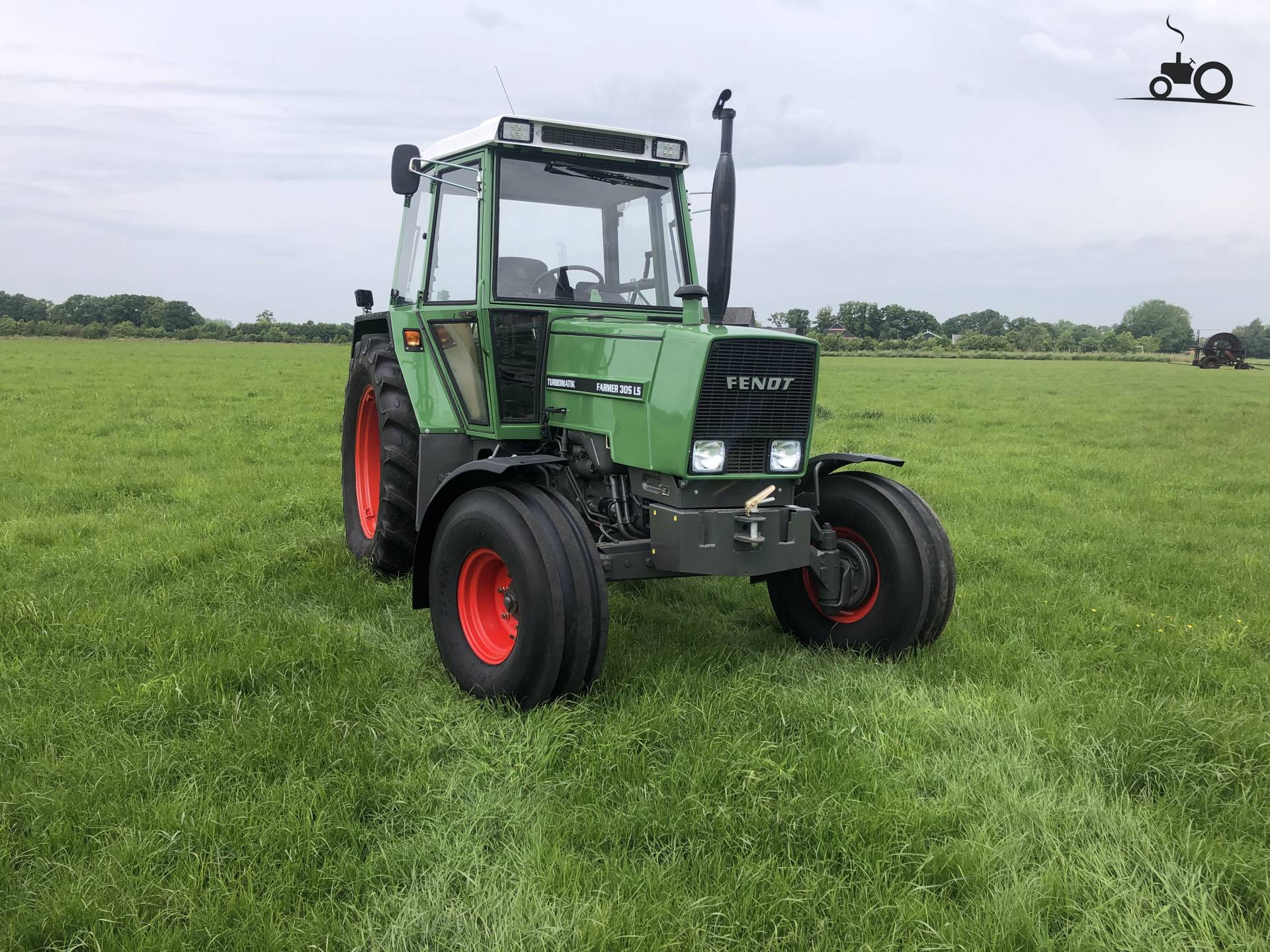 Foto Fendt 305 LS #1621358